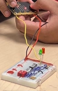 2 Player Microbit Pong : 7 Steps - Instructables