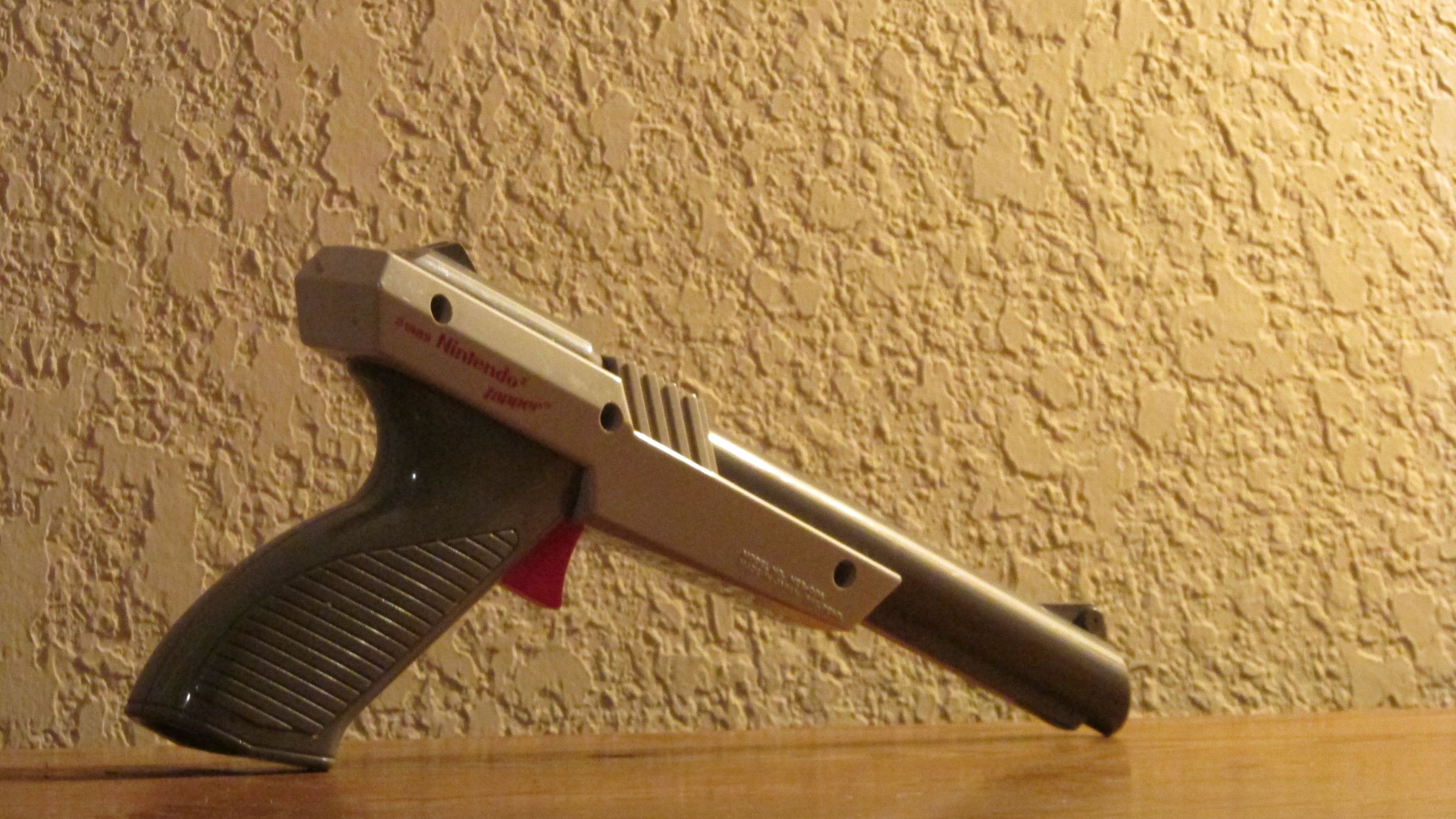Nintendo Laser Zapper - No Solder : 4 Steps - Instructables