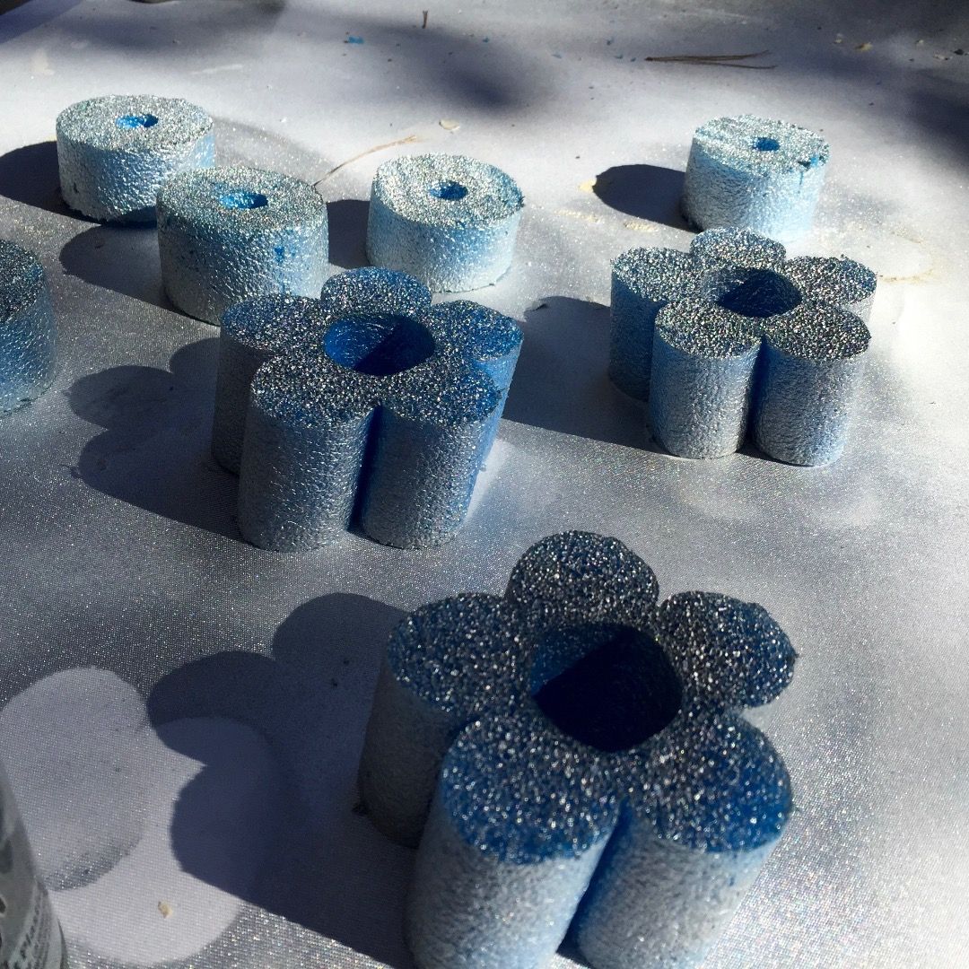 Holiday Pool Noodle Lights : 4 Steps (with Pictures) - Instructables