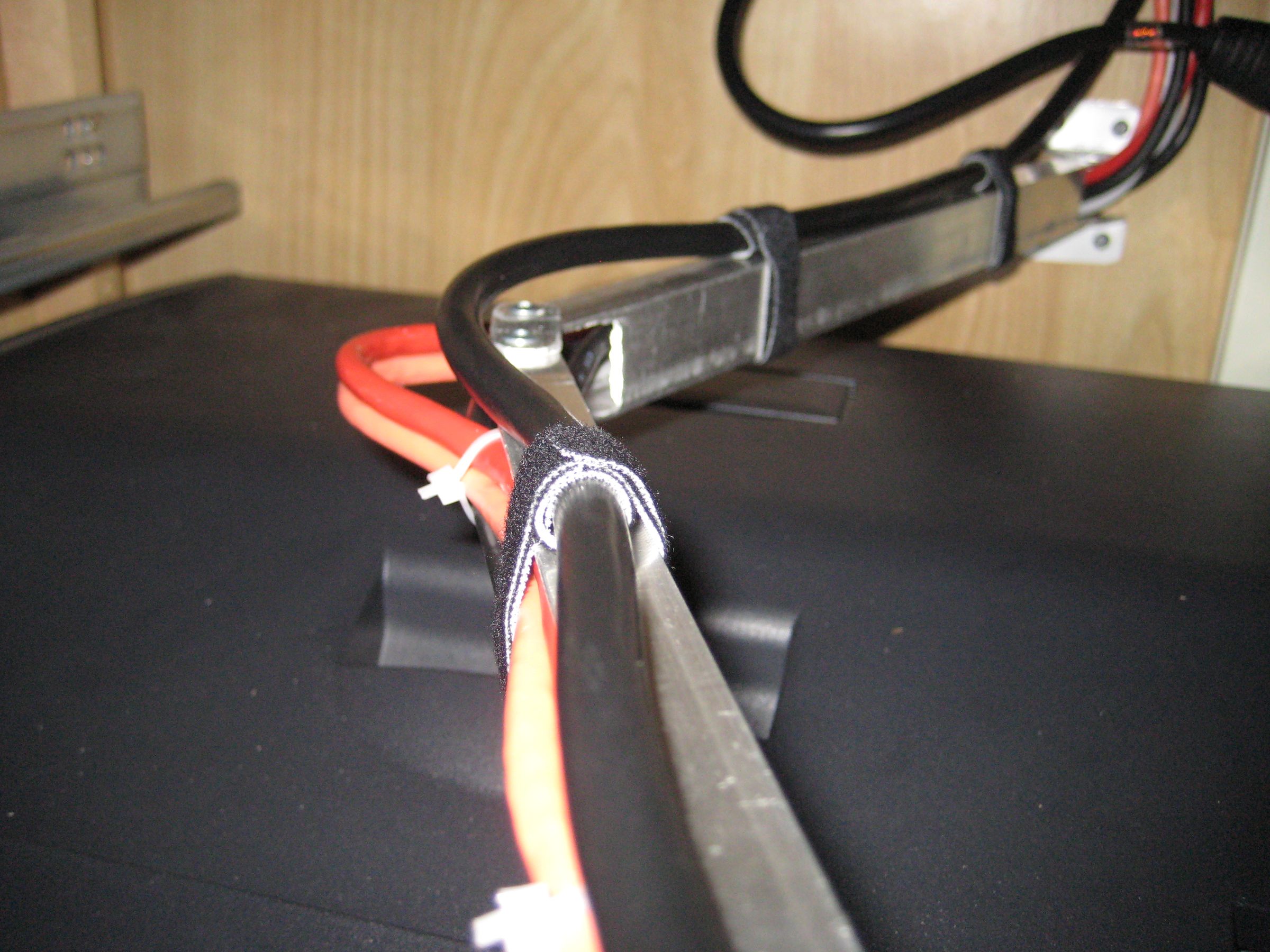 Cable Control for a Pull-out Shelf : 6 Steps (with Pictures ...