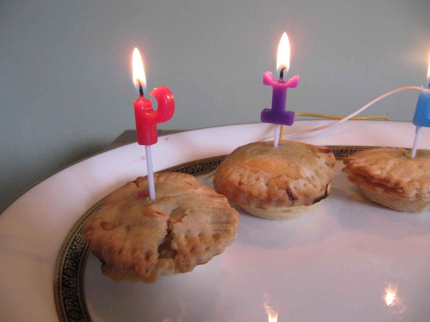 Musical Pies : 5 Steps - Instructables