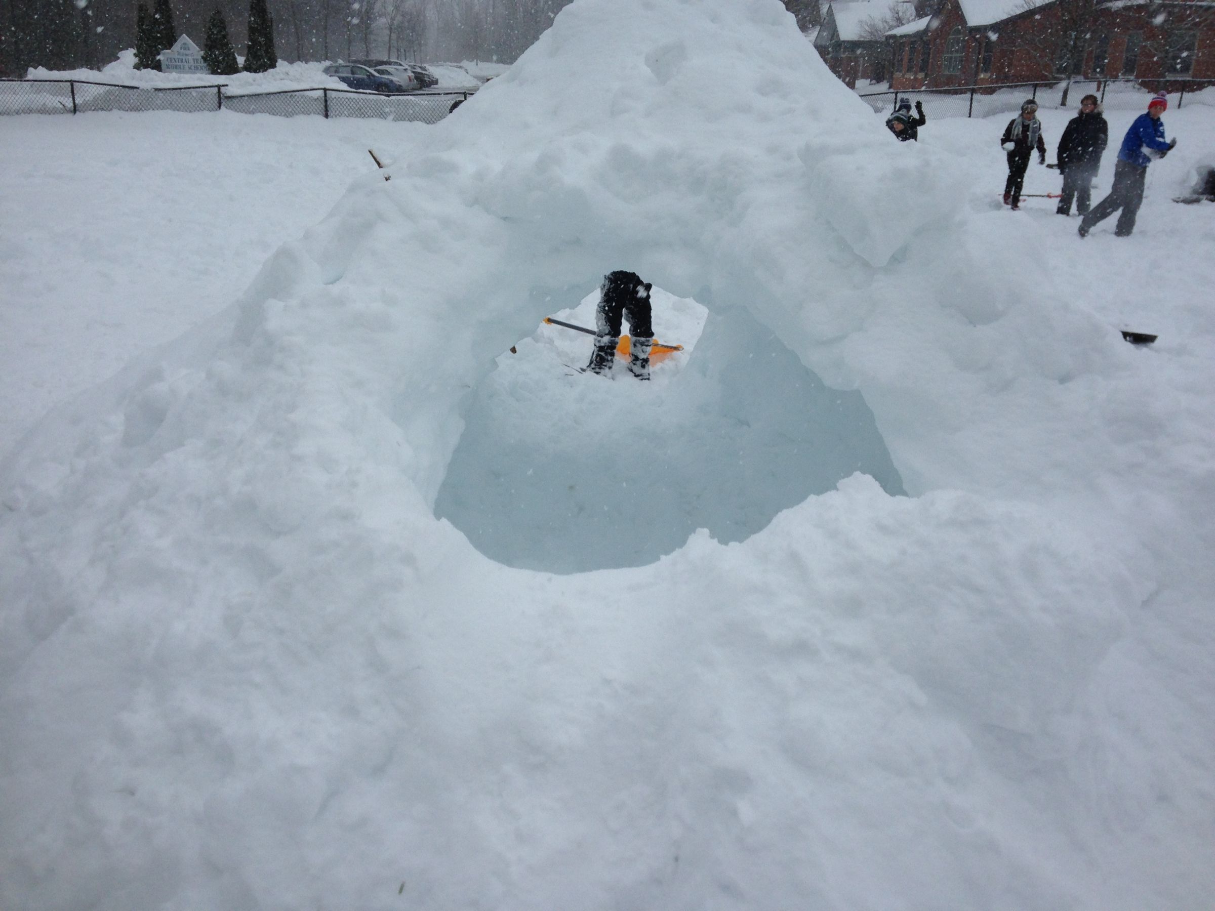 Let's Make a Snow Fort! - Building a Quinzhee : 7 Steps (with Pictures ...