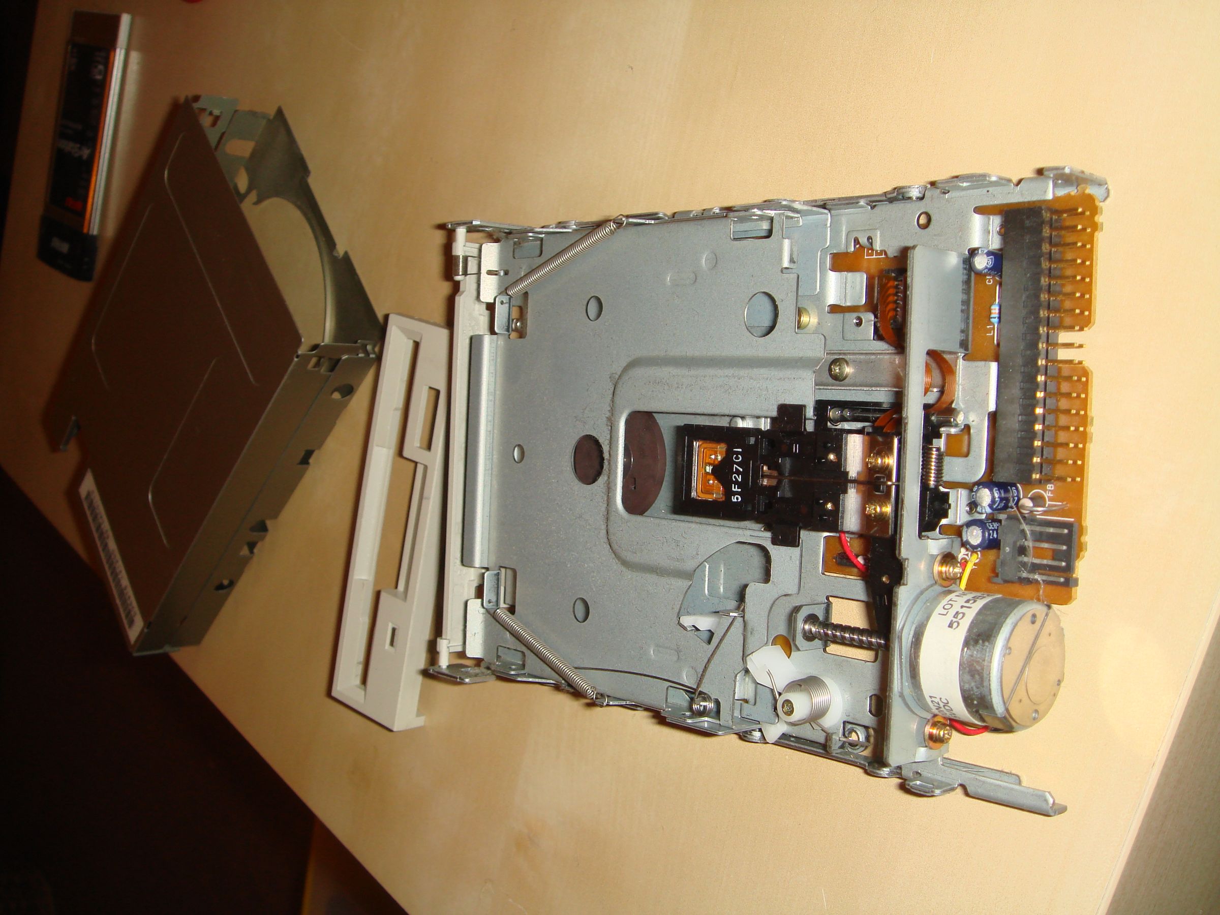 Floppy Drive Salvage : 3 Steps - Instructables