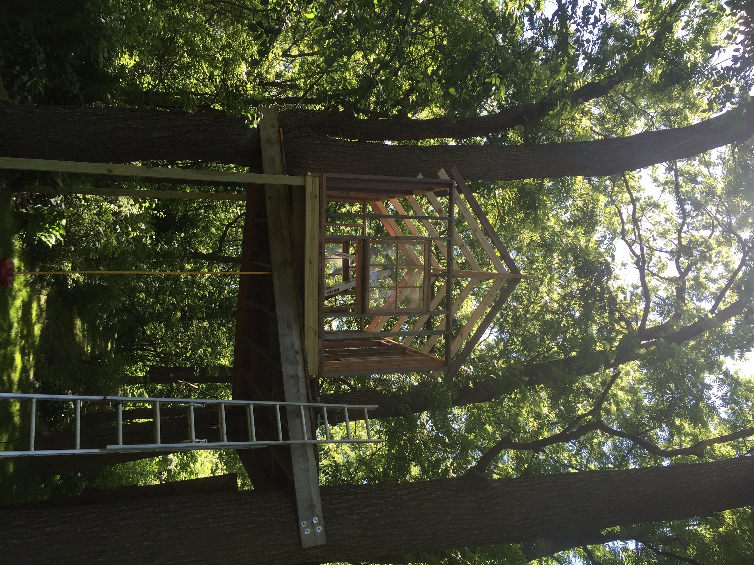 Our Reclaimed TreeHouse : 9 Steps (with Pictures) - Instructables