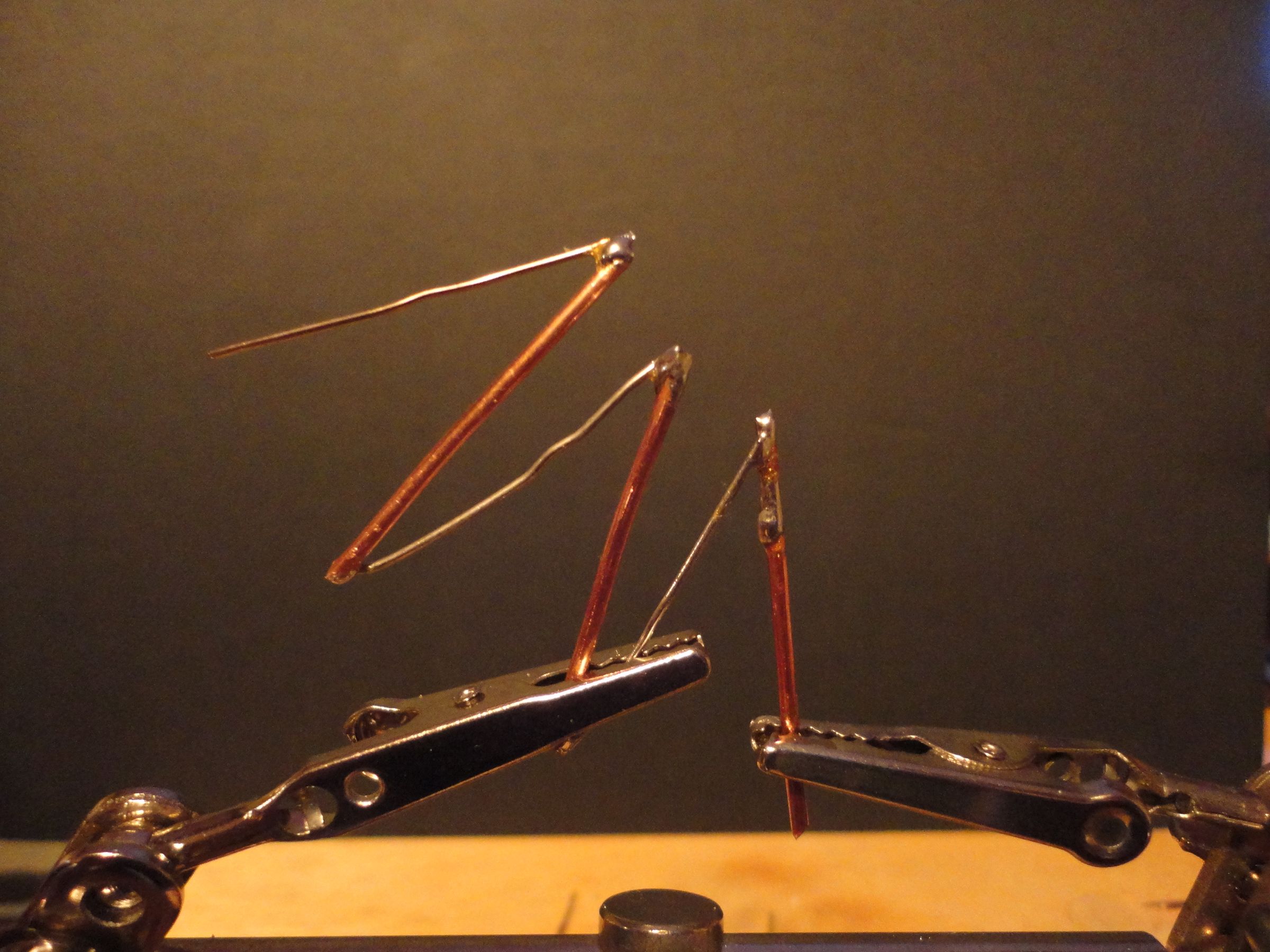 Make a Thermopile From Some Copper Wire and Paper Clips : 3 Steps ...