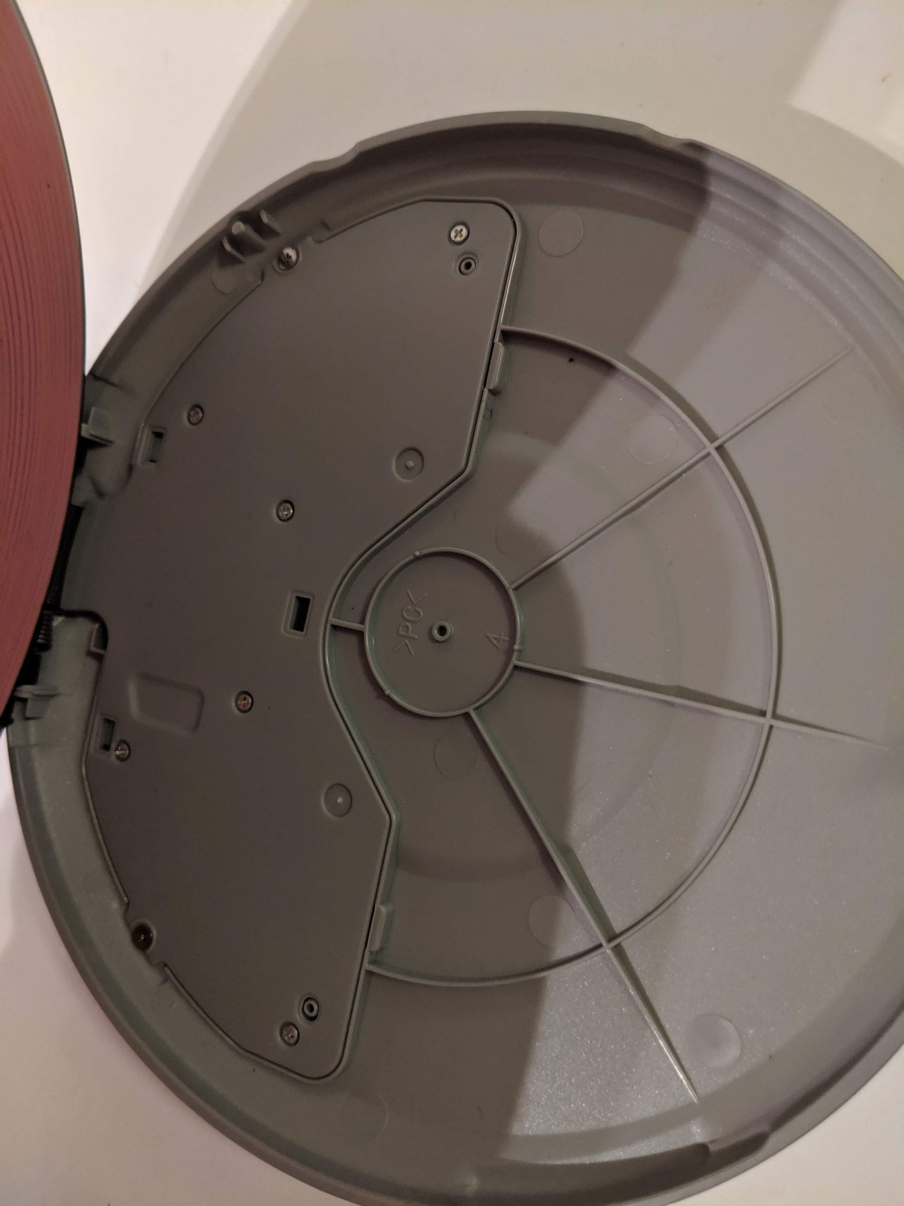 Spin Art - Discman Upcycle : 6 Steps - Instructables