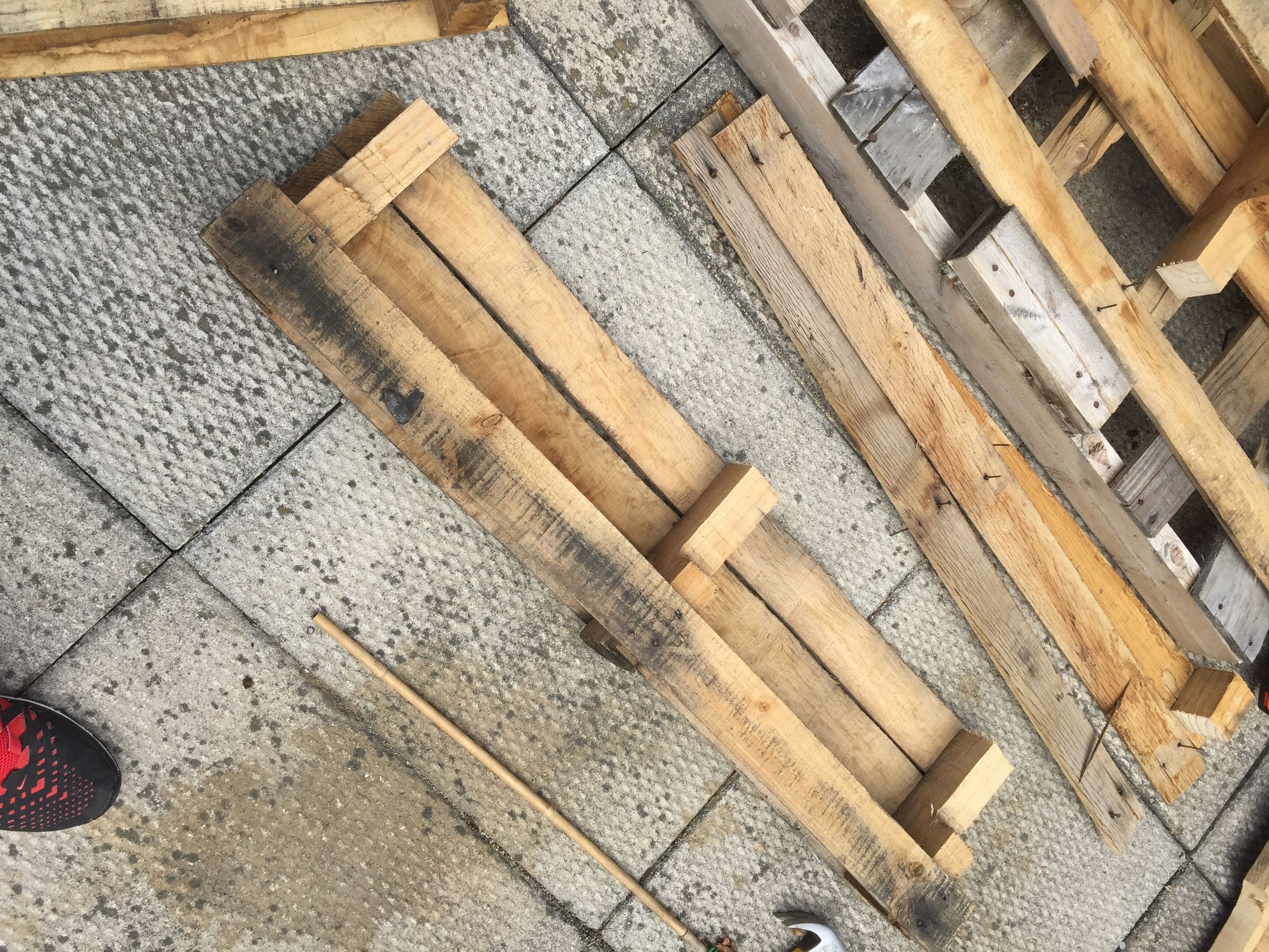 Rustic Pallet Shelf - With Scrap Wood : 3 Steps (with Pictures ...