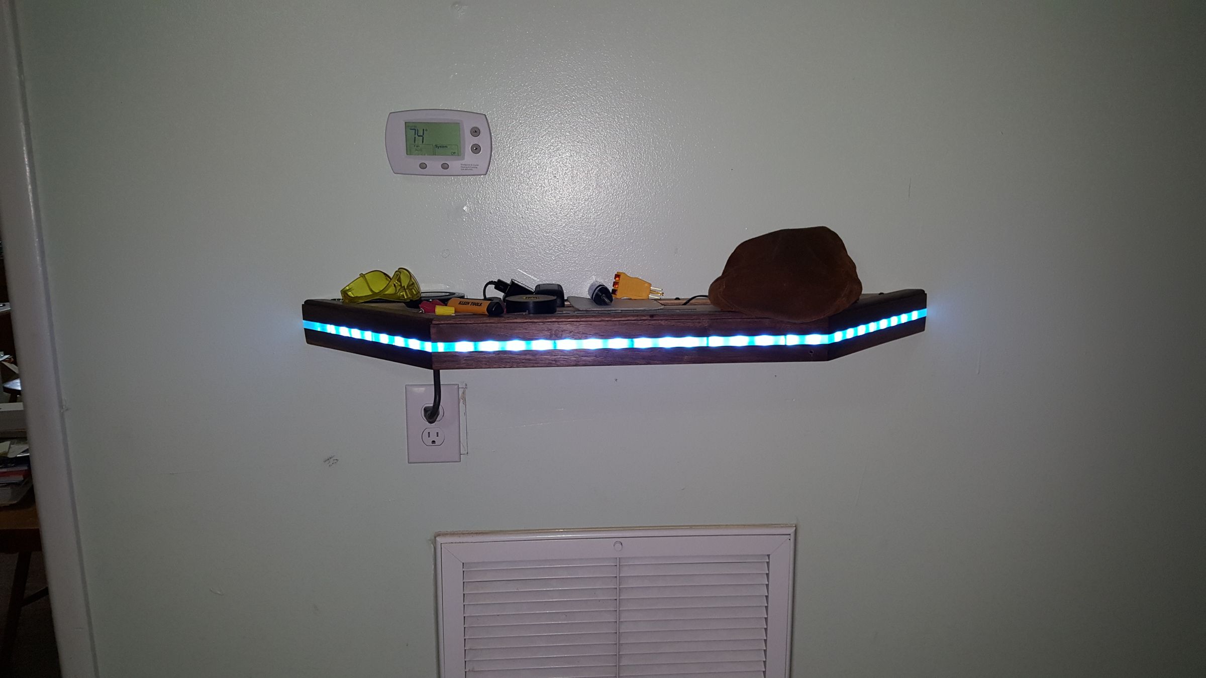 Charging Shelf..... With LEDs : 9 Steps (with Pictures) - Instructables