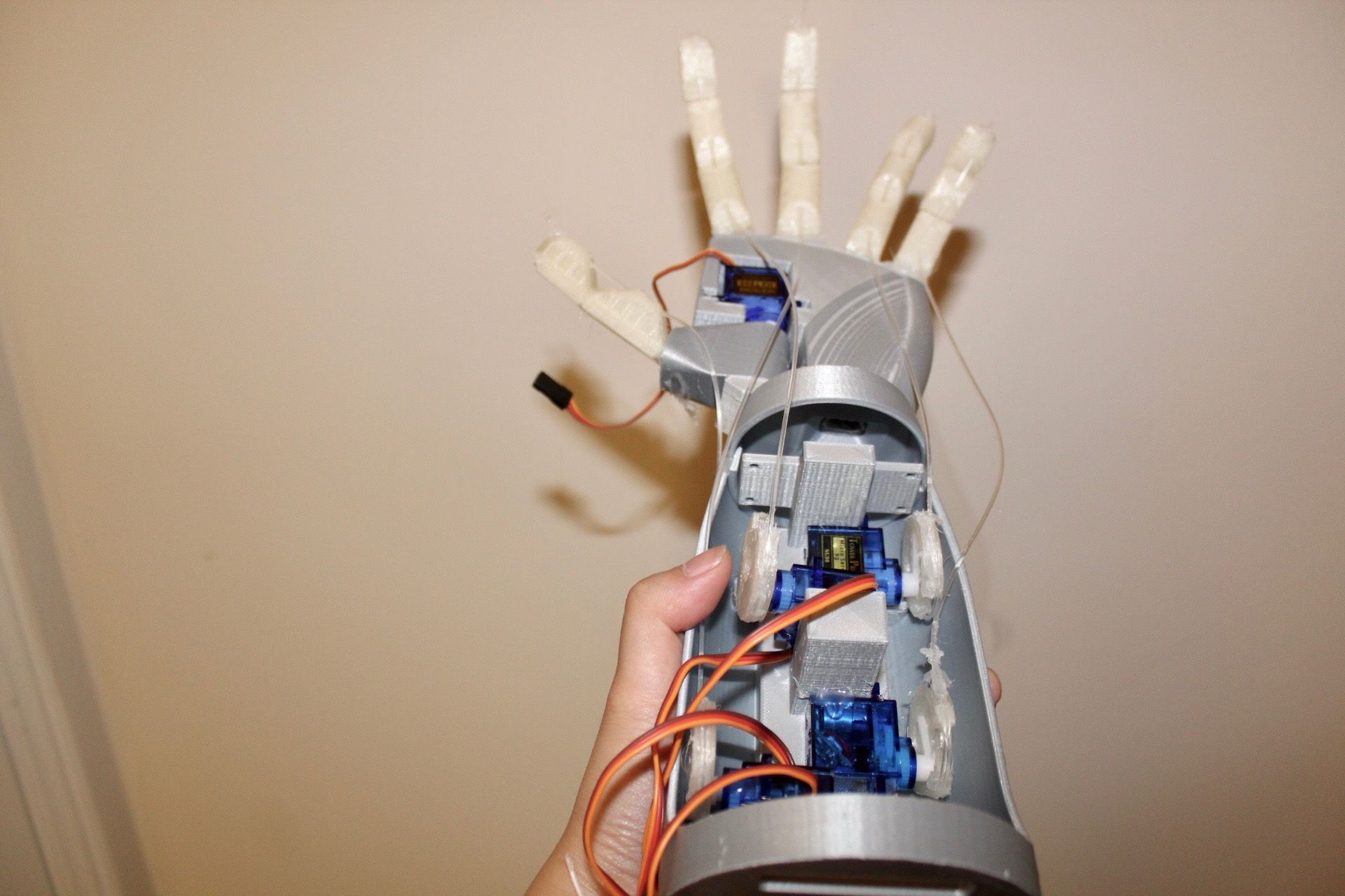 3D Printed Robotic Hand With Bluetooth Control : 18 Steps (with ...