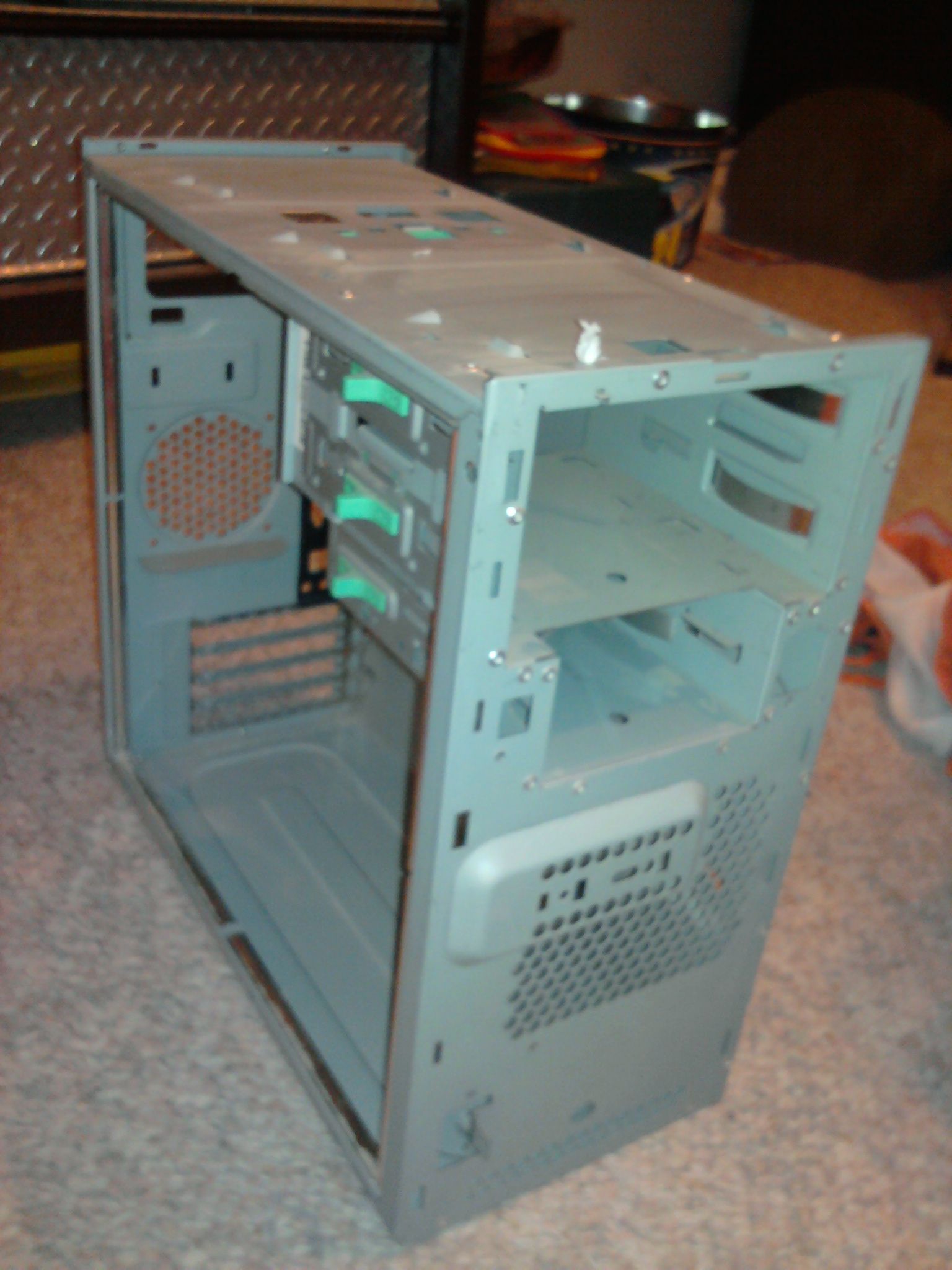 Spruce Up Your Old Computer With Paint!!! - Instructables