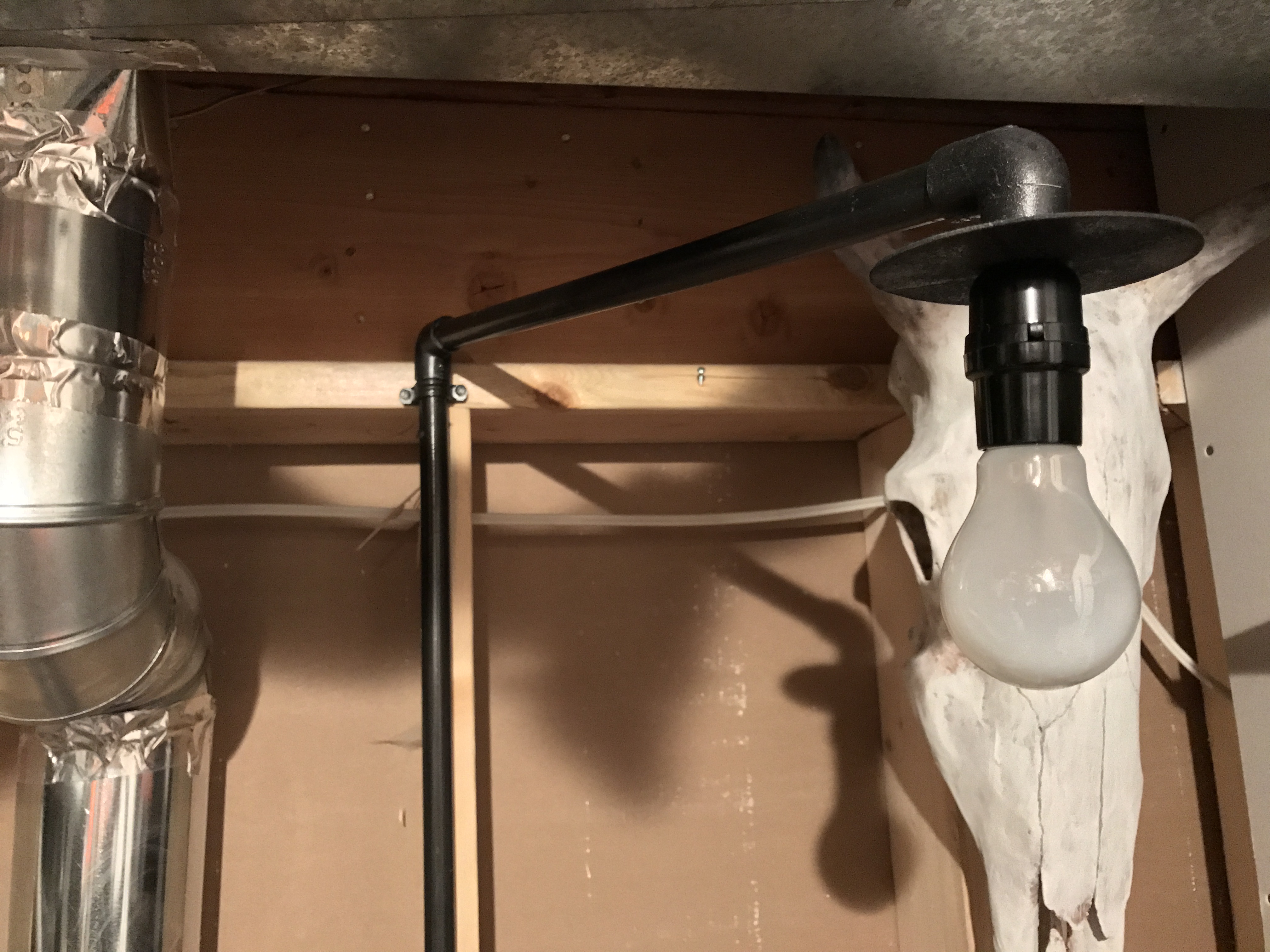 Wall Mounted PVC Pipe Lamp : 8 Steps (with Pictures) - Instructables