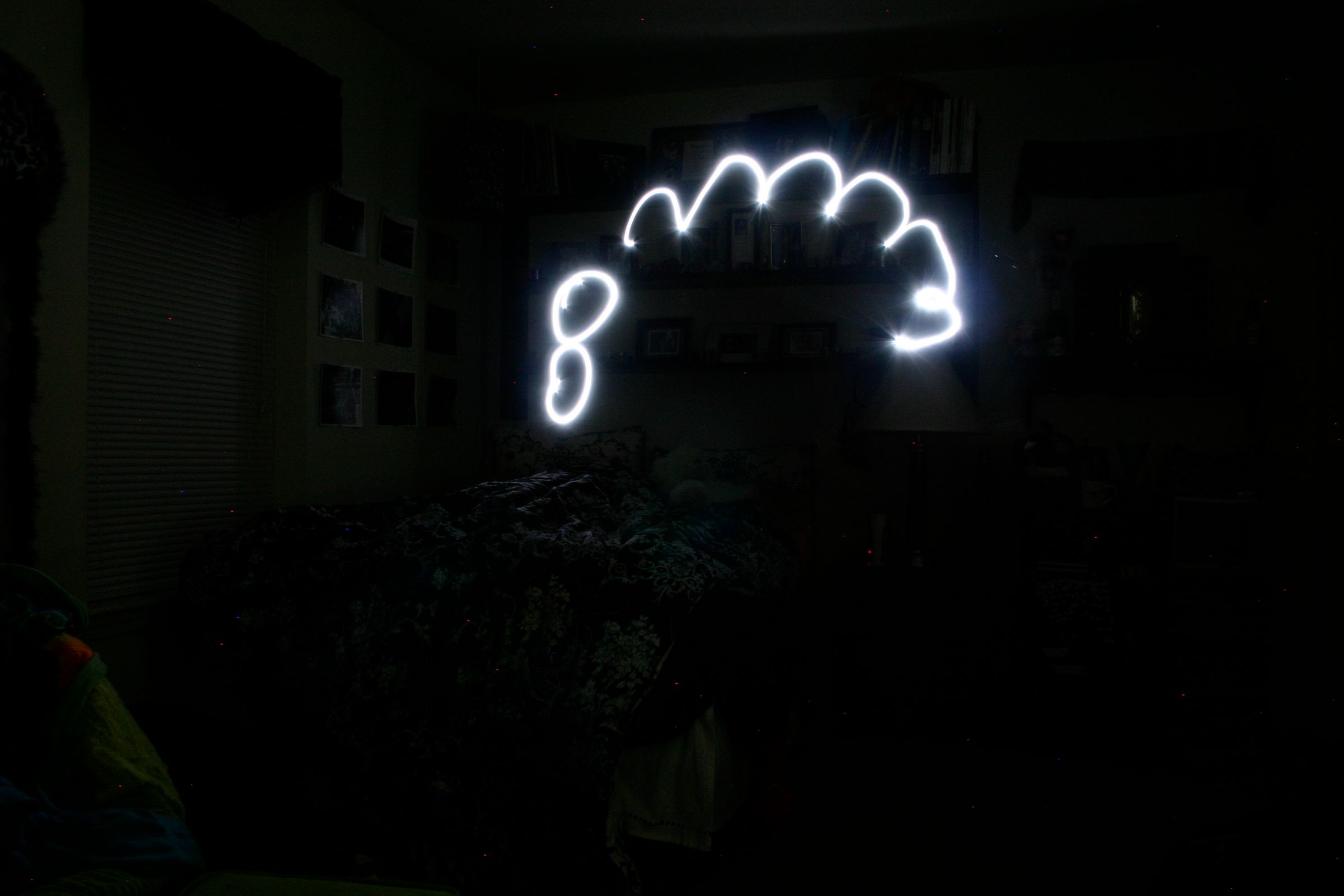 How to Create a Light Stop Motion Video : 4 Steps - Instructables