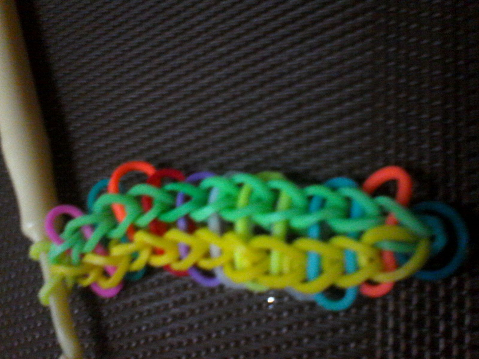 Rainbow Loom: Railroad : 7 Steps - Instructables