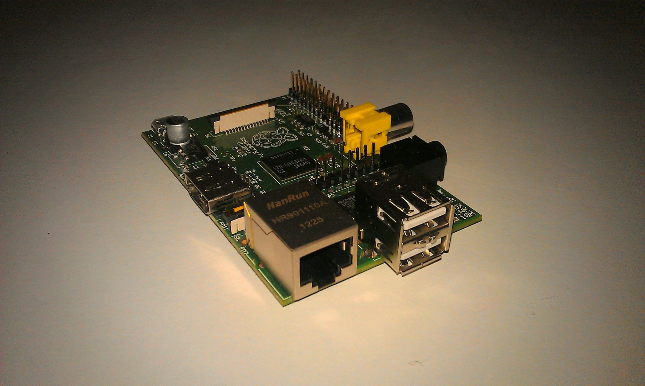 Overclock Your Raspberry Pi - Squeeze More Power Out of Your $35 ...
