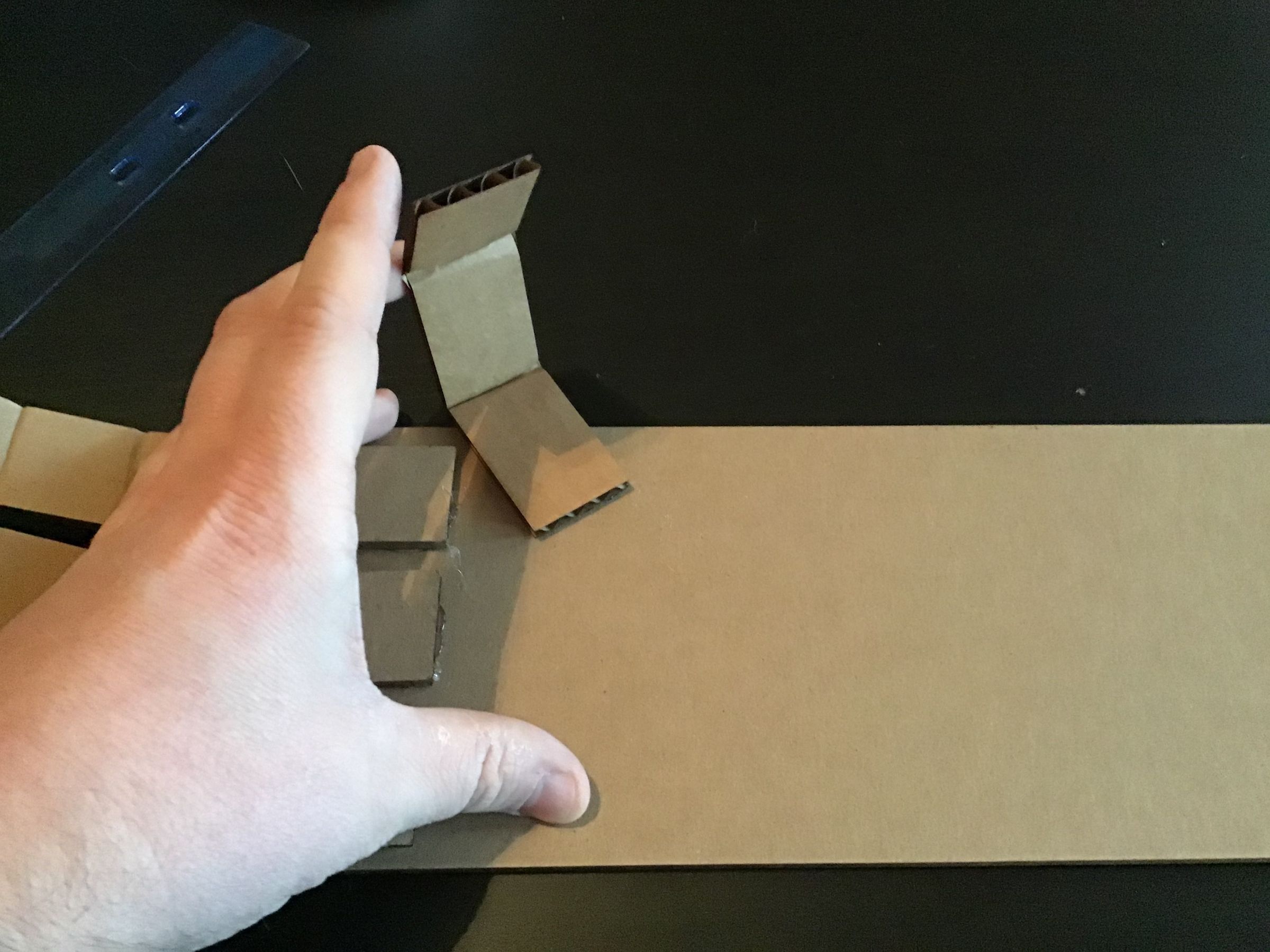 Mechanical Cardboard Hand : 6 Steps (with Pictures) - Instructables