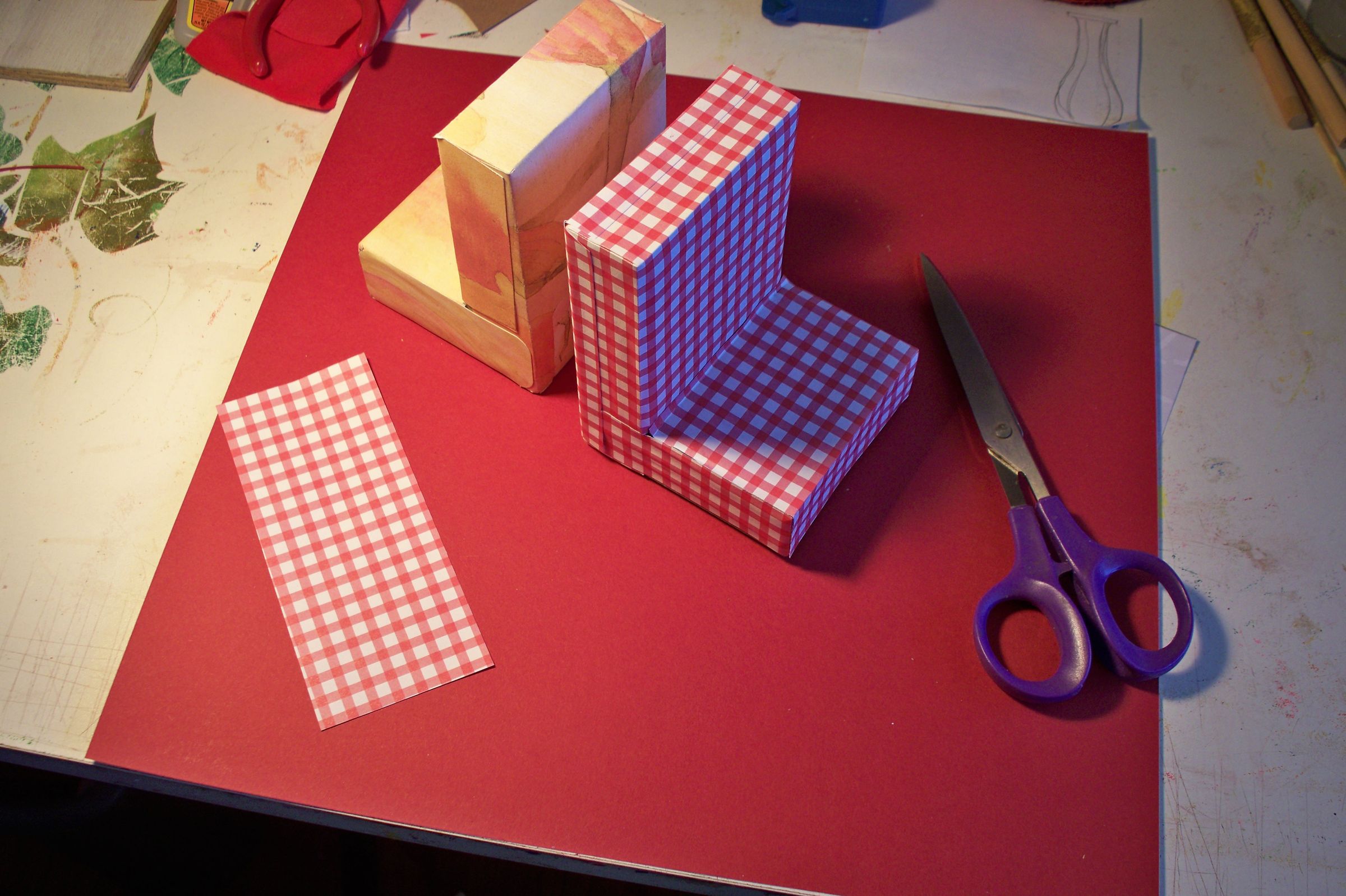 How to Make Bookends From Ceramic Tile : 6 Steps (with Pictures ...