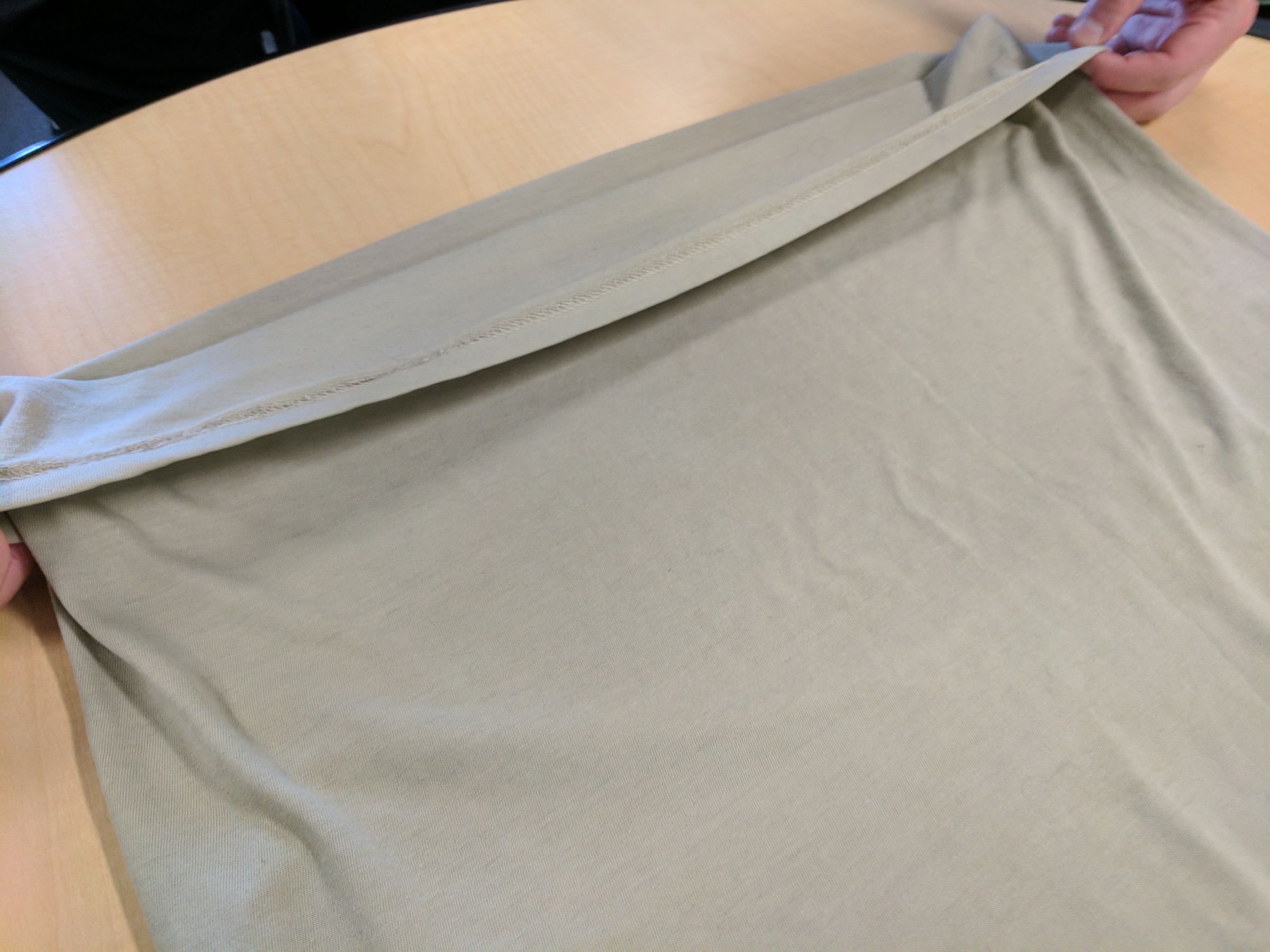 How to Ranger Roll a T-Shirt : 11 Steps (with Pictures) - Instructables