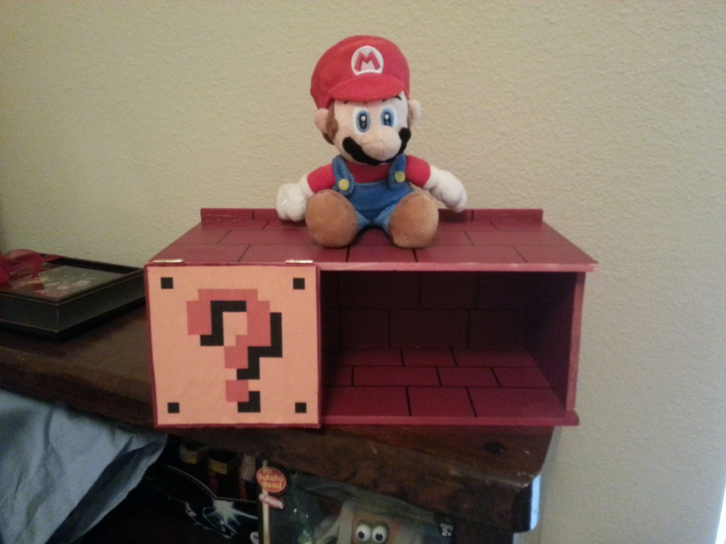 Super Mario Bros. Mini Shelf : 6 Steps (with Pictures) - Instructables