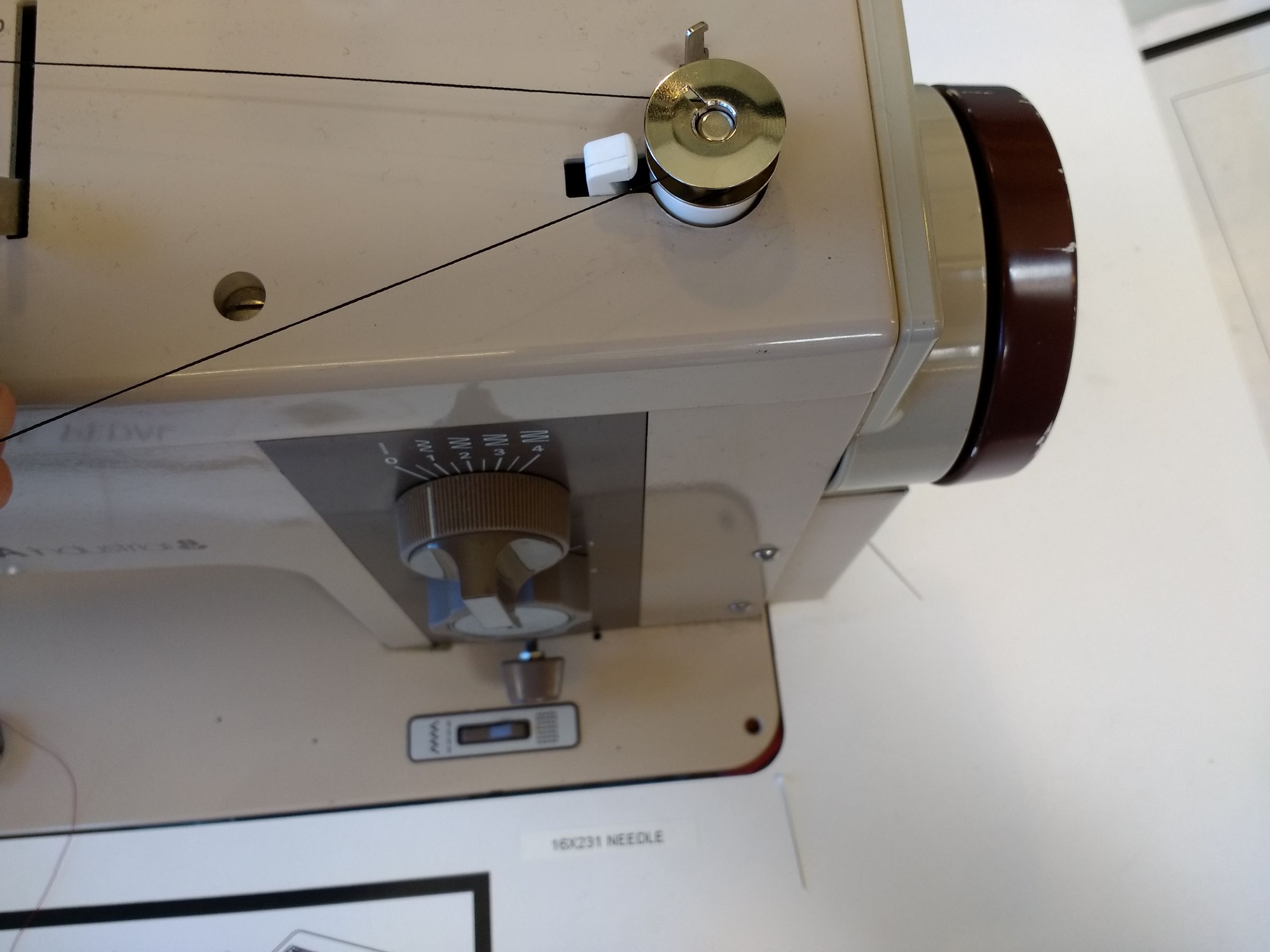 Pier 9 Guides: Bernina 950 Semi Industrial Sewing Machine BASIC USE : 4 ...