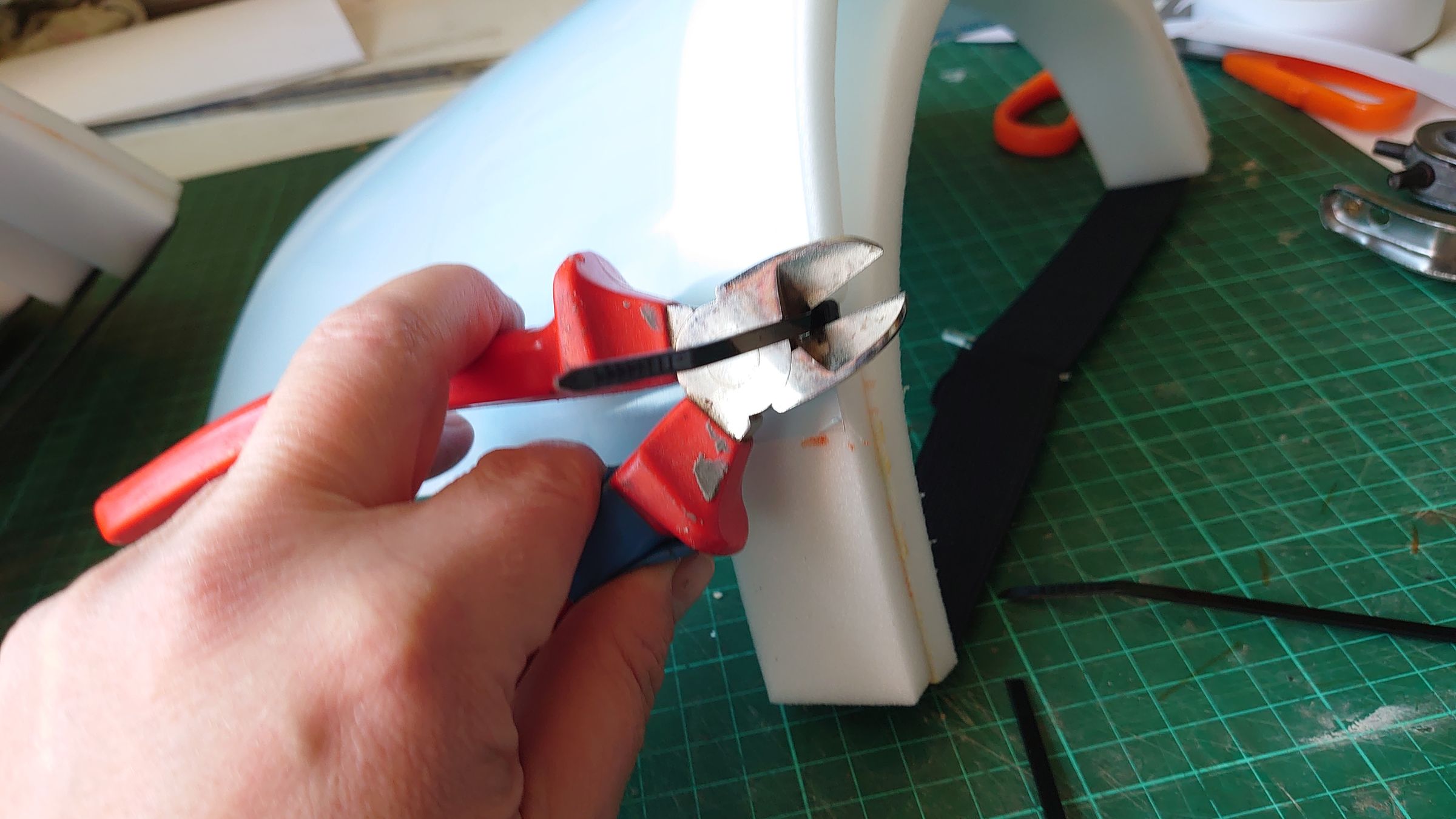 Eva Foam Face Shield : 10 Steps (with Pictures) - Instructables