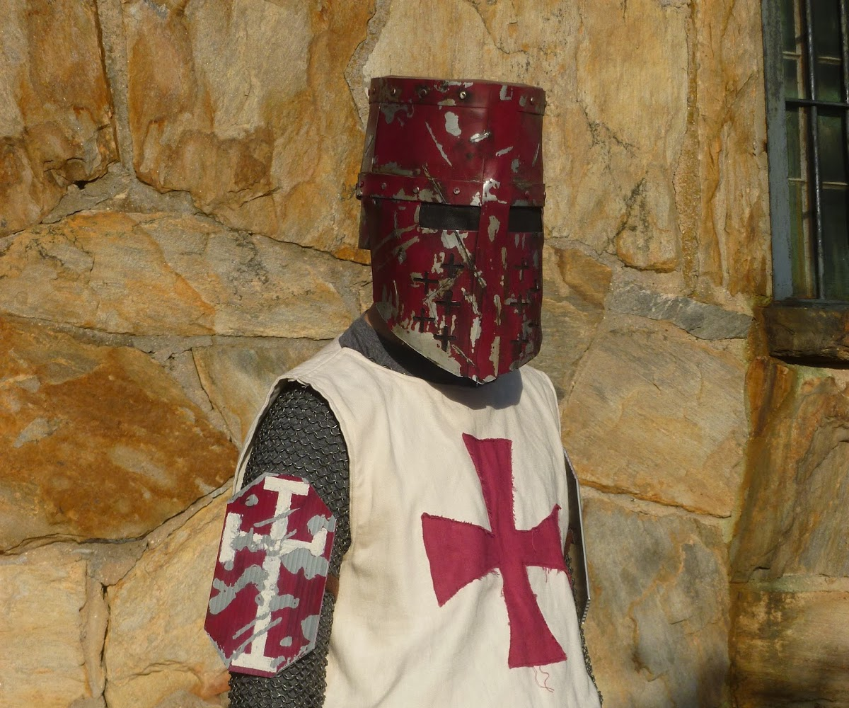 Assassin's Creed Templar Knight Helmet : 4 Steps (with Pictures ...