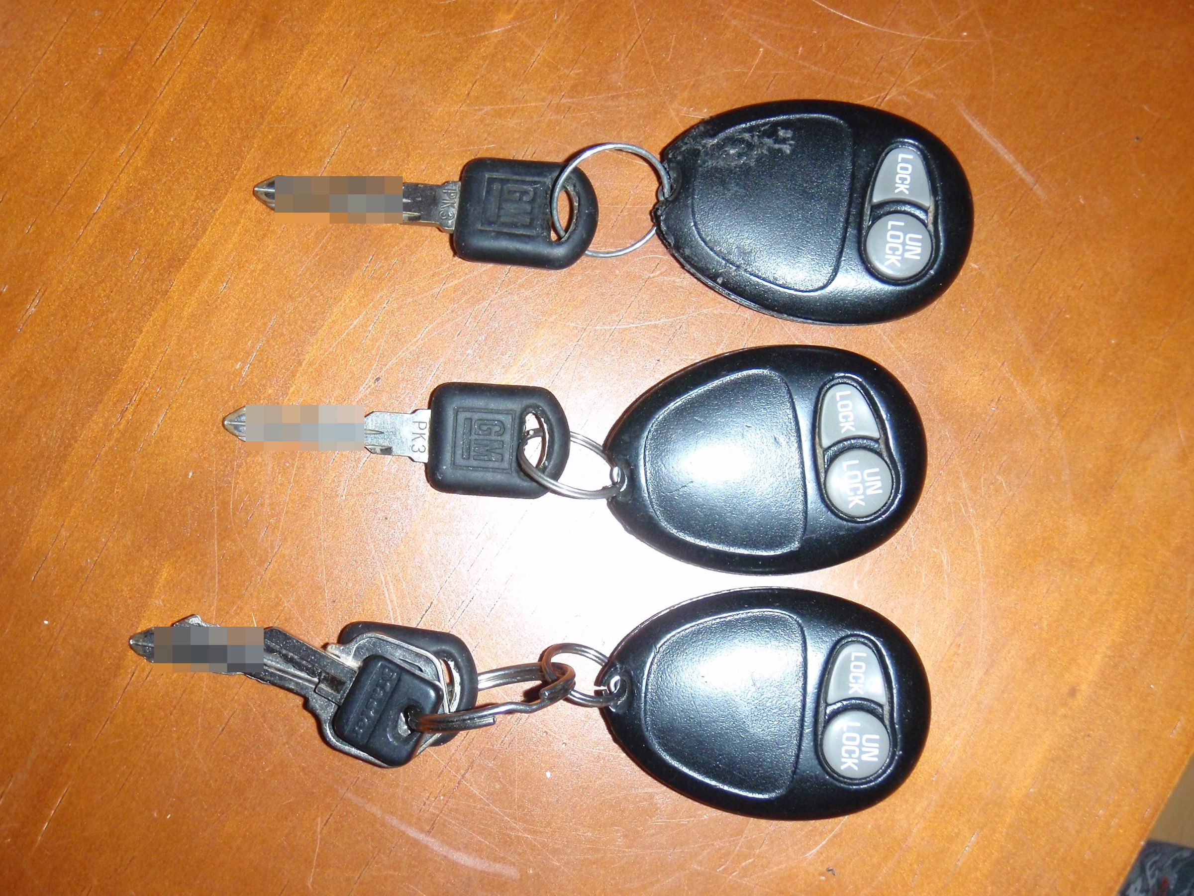 How to Fix a Broken GM Key Fob : 8 Steps - Instructables