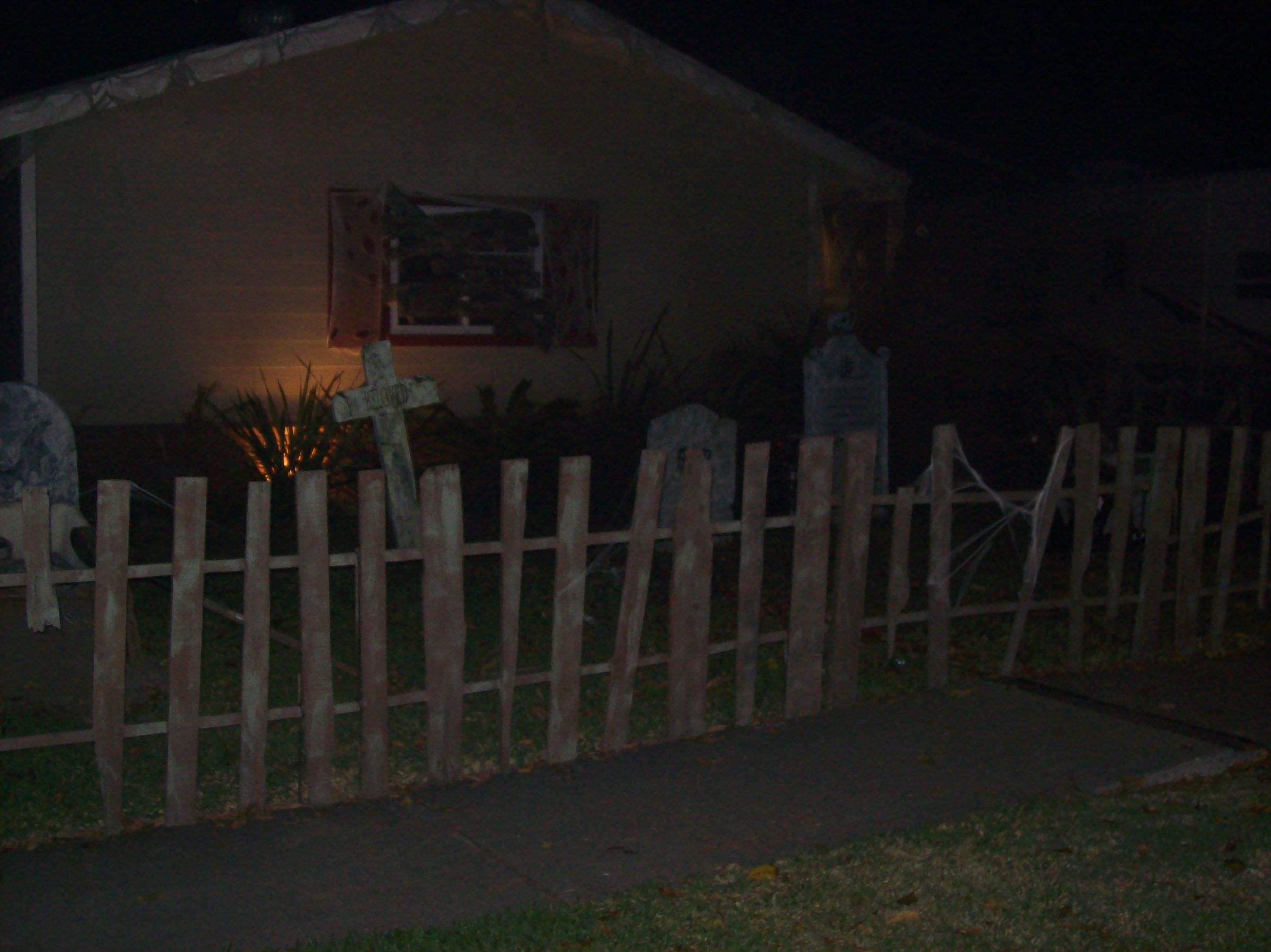 Boarded Windows for Halloween : 5 Steps (with Pictures) - Instructables