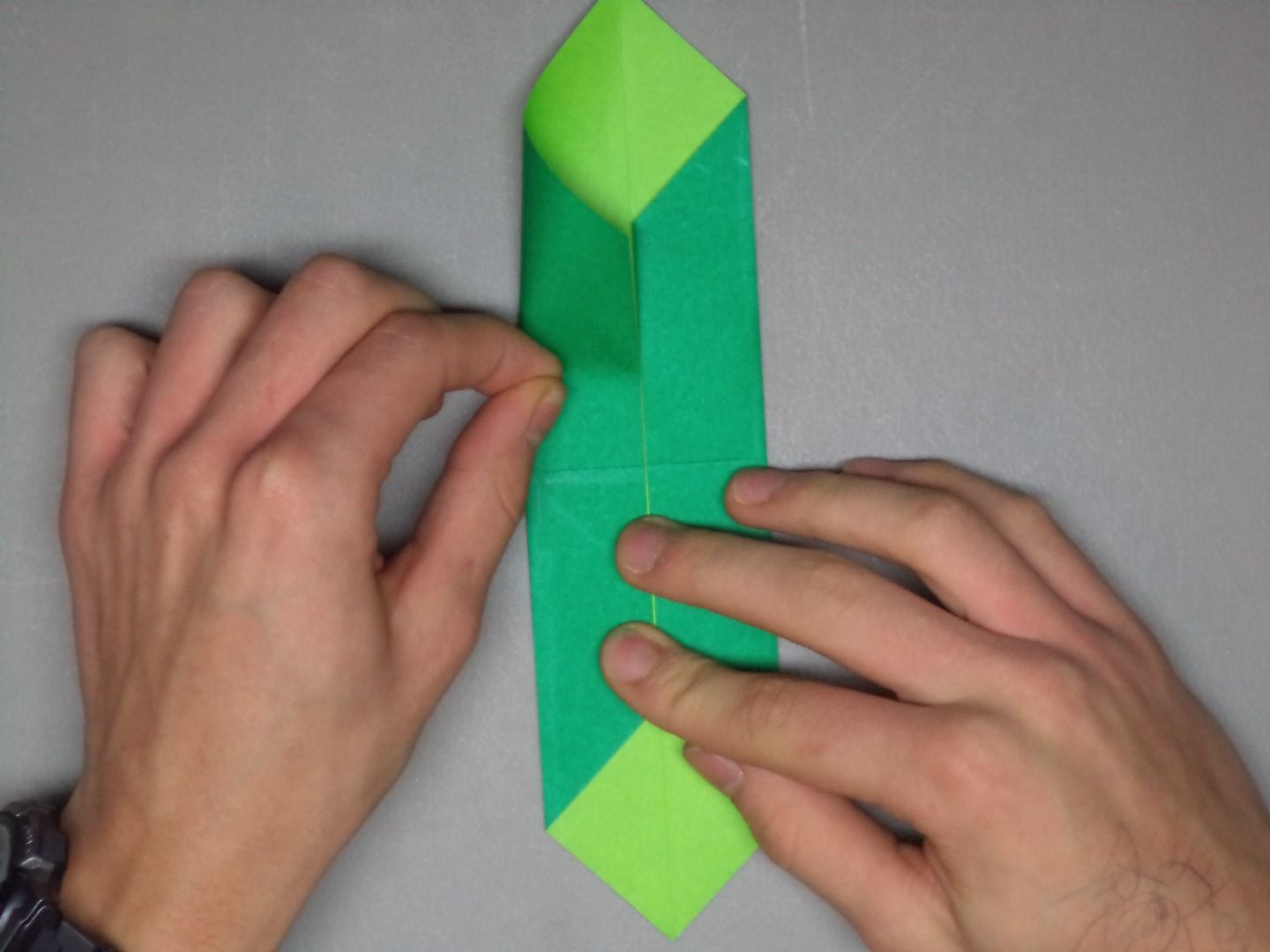 How to Fold an Origami Tank : 17 Steps (with Pictures) - Instructables