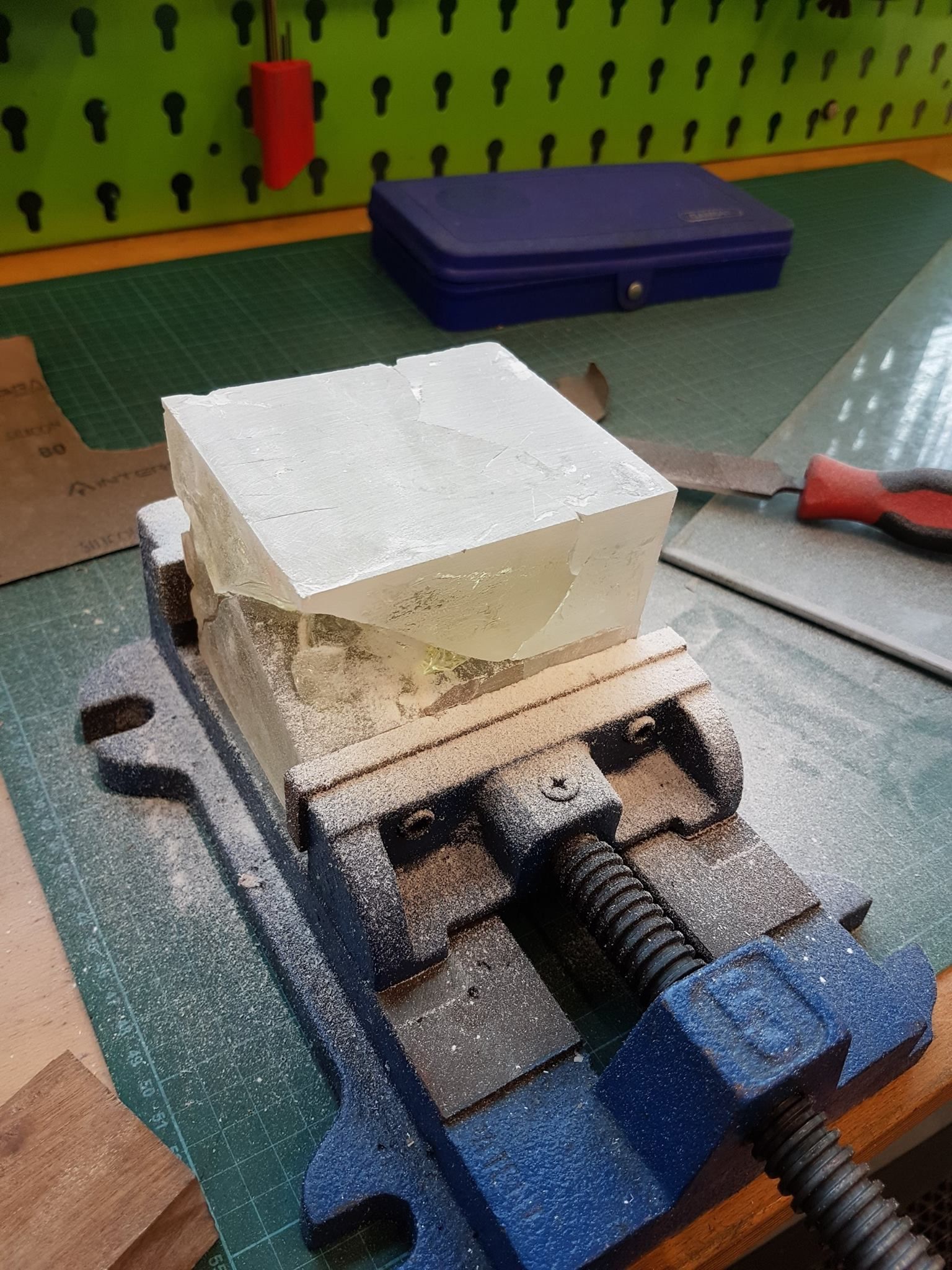 Timeless Resin Lamp : 7 Steps (with Pictures) - Instructables