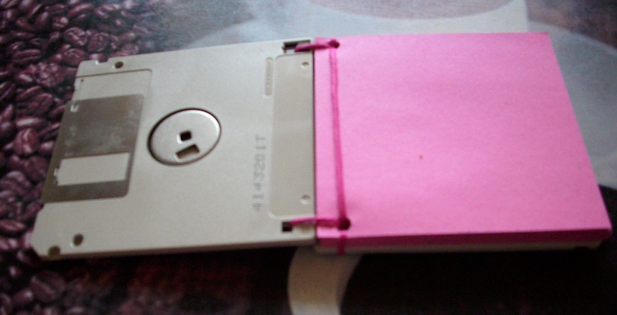Notebook From Old Floppy Disks : 9 Steps (with Pictures) - Instructables