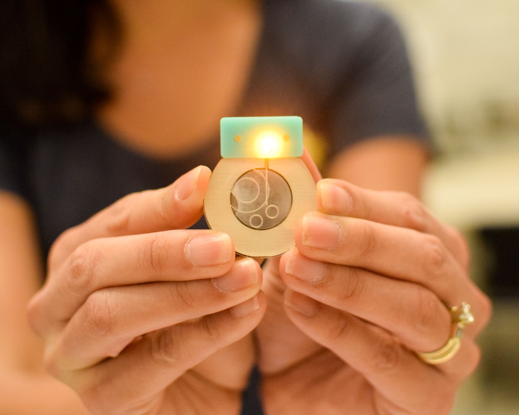 Mix and Match Light Up Droid Pins : 4 Steps (with Pictures) - Instructables