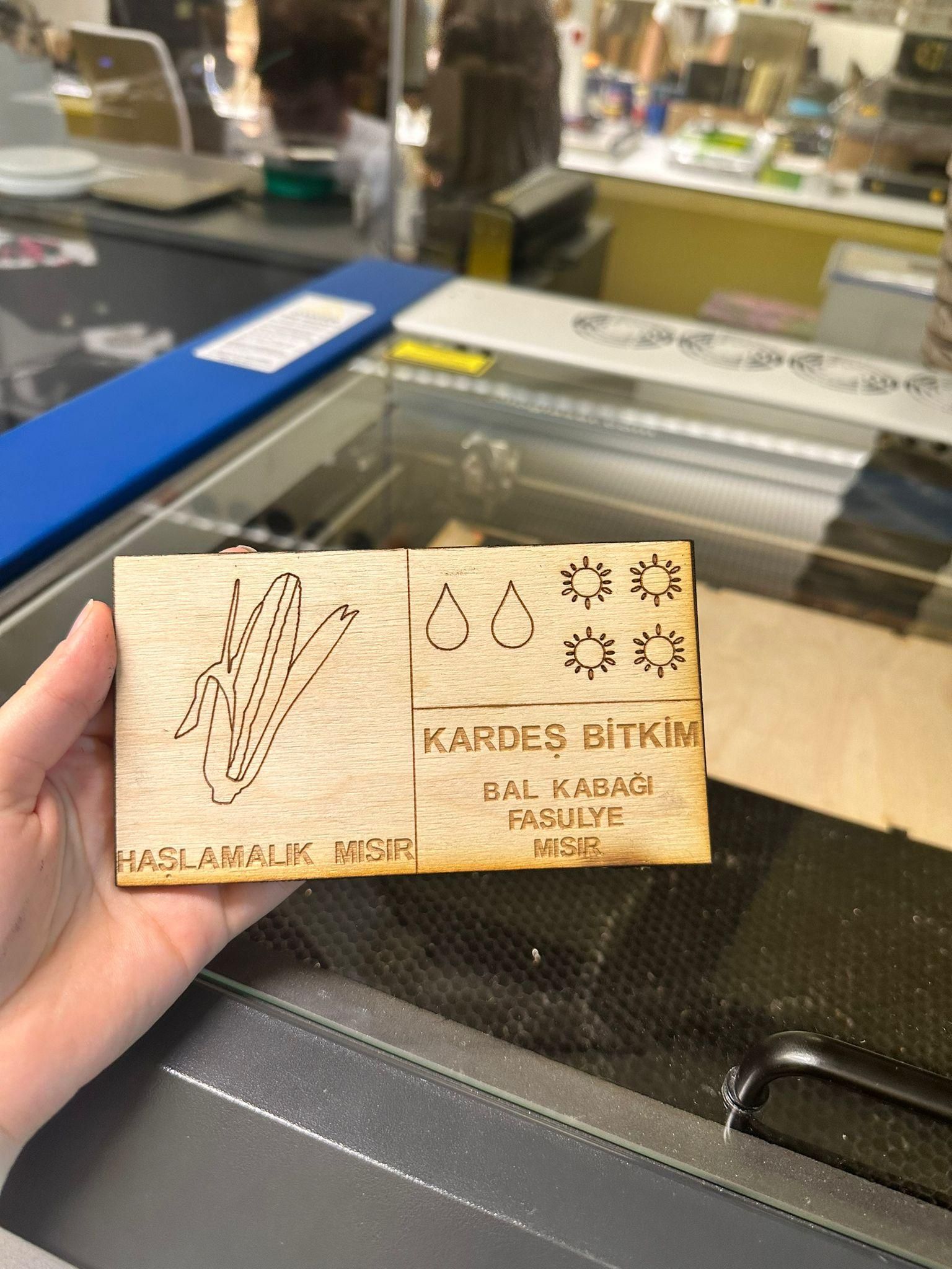 Recyclable Wooden Signs - Instructables