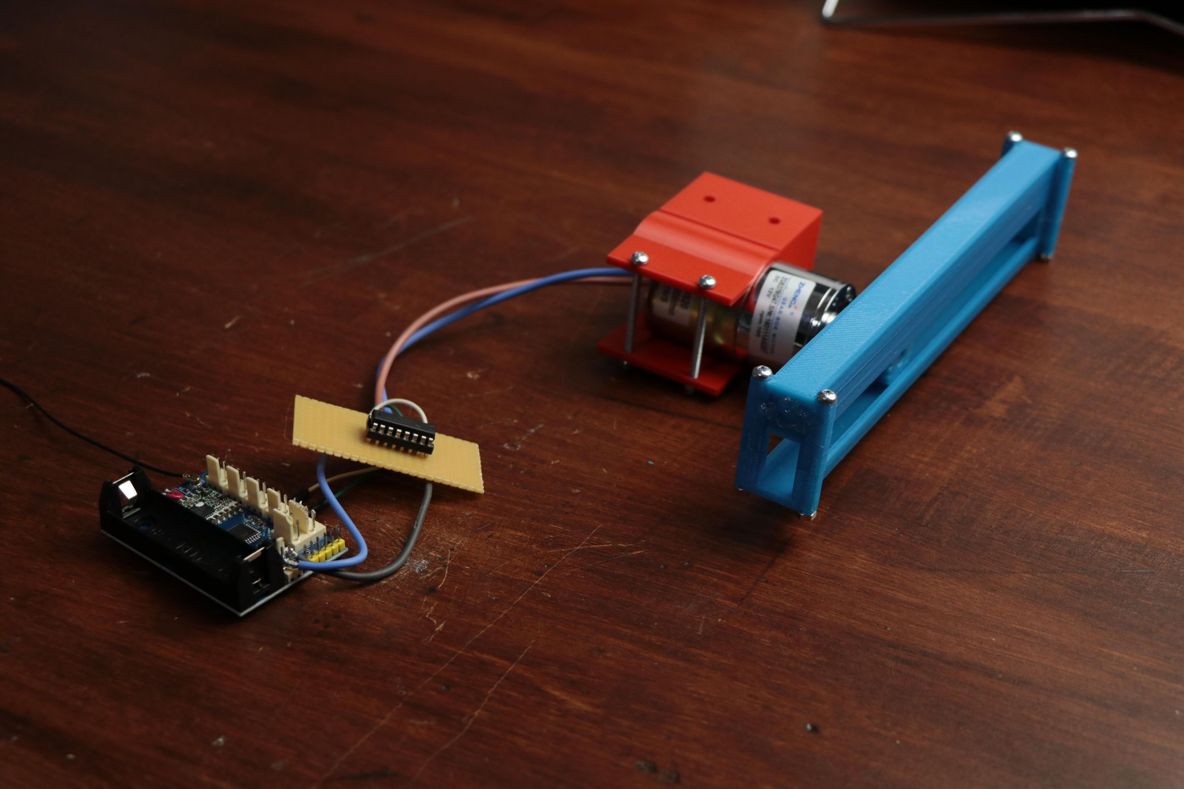 Automating a Greenhouse With LoRa! (Part 2) || Motorized Window Opener ...