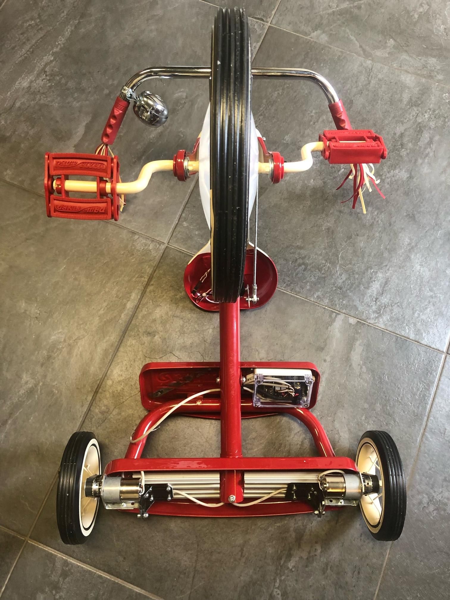 Remote Controlled Tricycle-Riding Puppet : 9 Steps (with Pictures ...