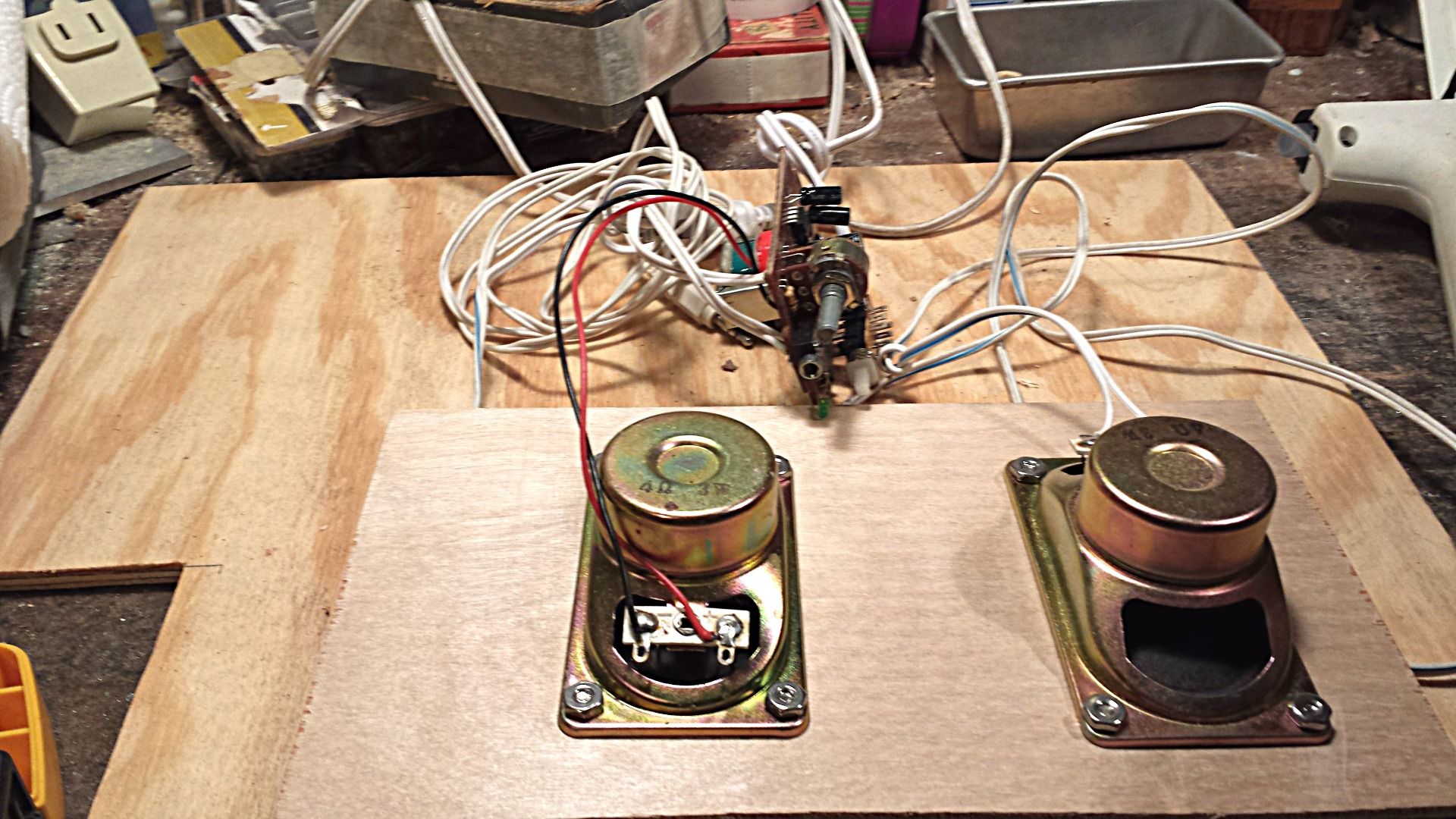 Easy Mp3 Amplifier : 5 Steps (with Pictures) - Instructables