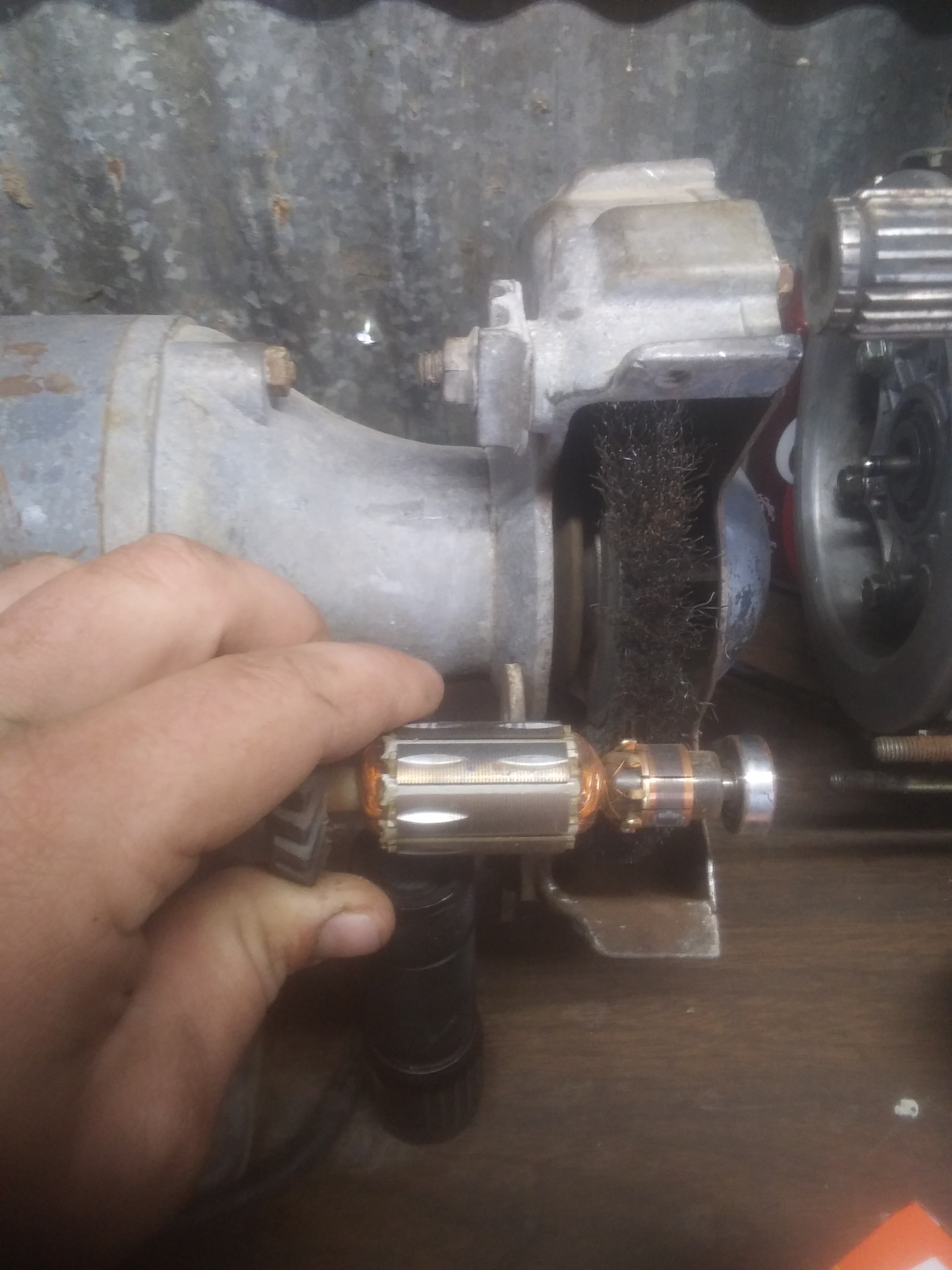 How to Restore an Old Dremel Tool and Replace Brushes : 7 Steps ...