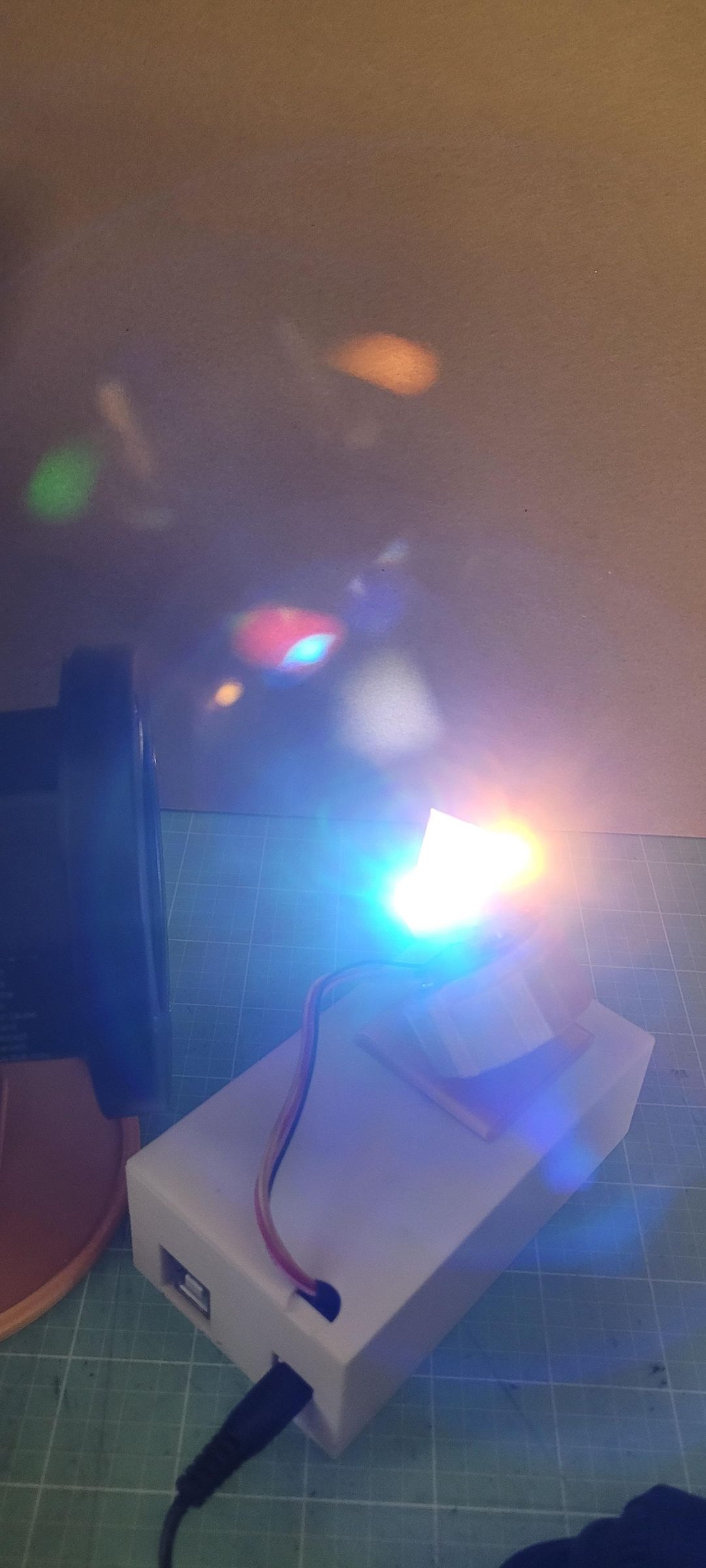 Rainbow Light Refraction Machine: Explore the Spectrum With Arduino ...