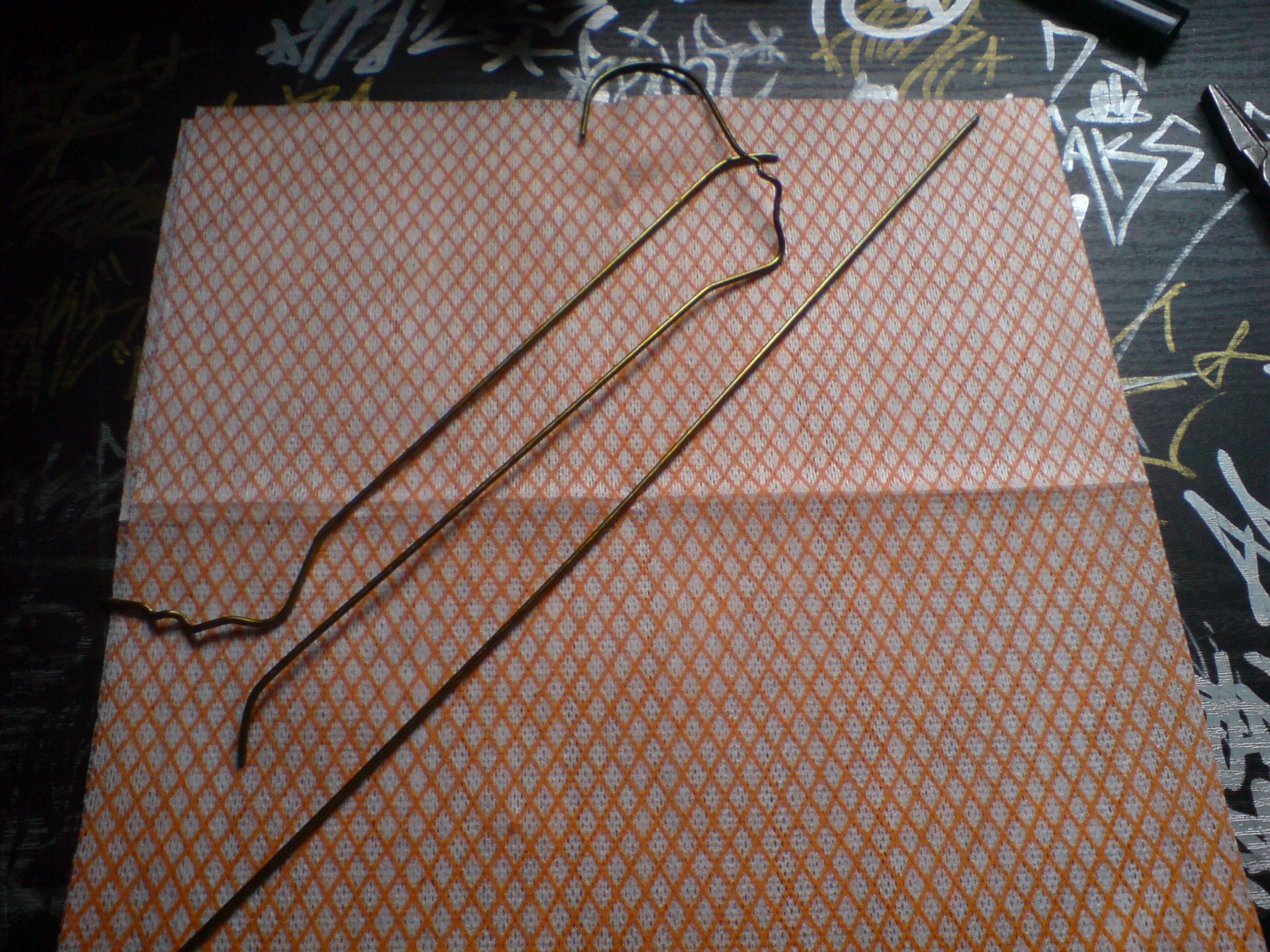 Cheap & Fast DIY Pop Screen : 6 Steps - Instructables