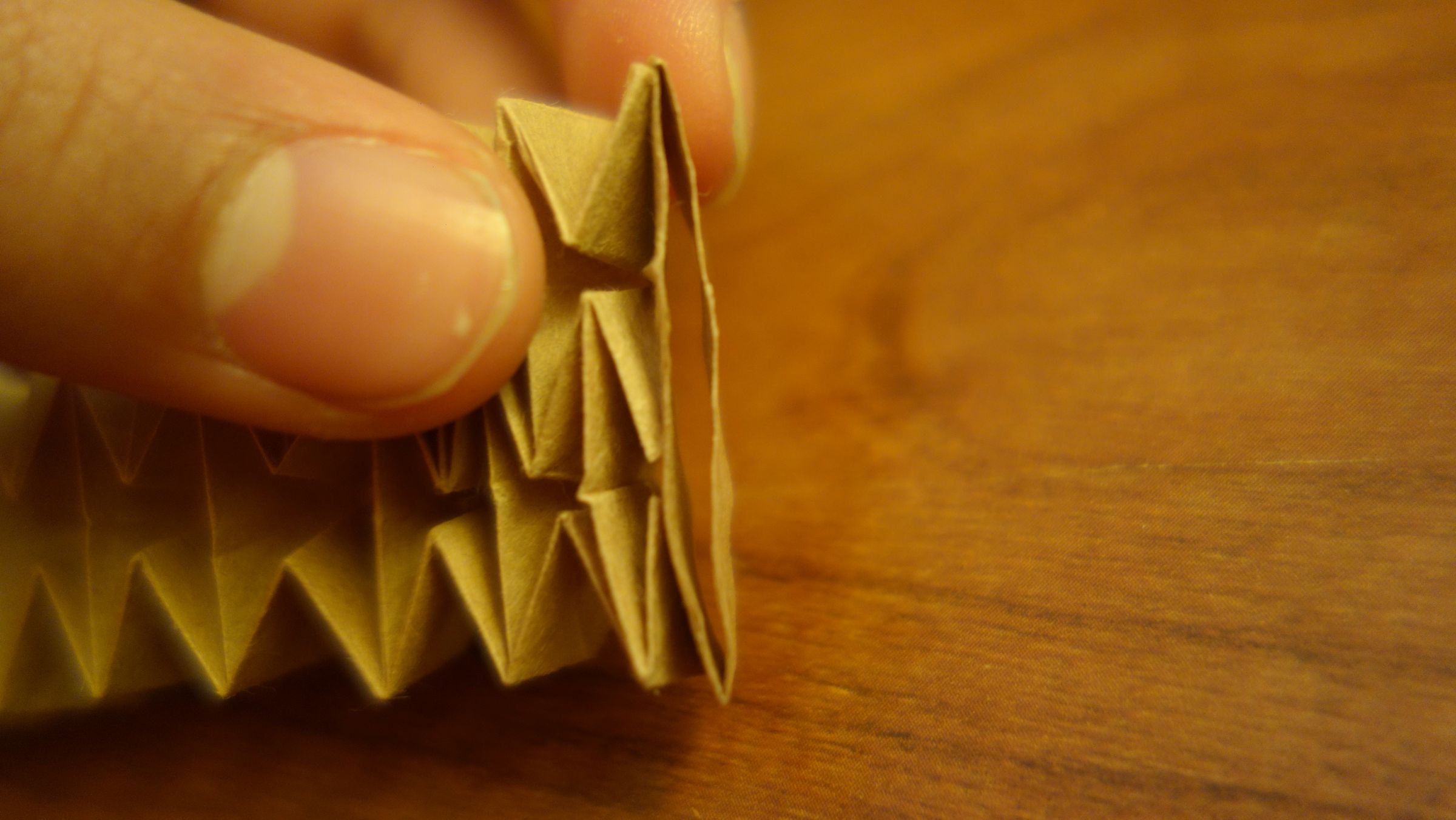 Expanding/collapsing Origami Bracelet : 12 Steps (with Pictures ...