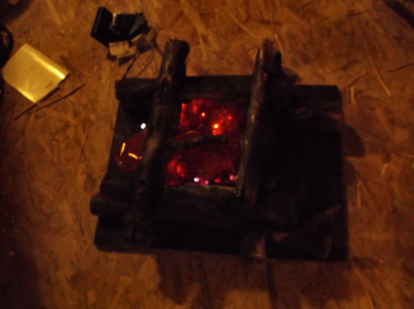 LED Campfire Prop : 3 Steps - Instructables