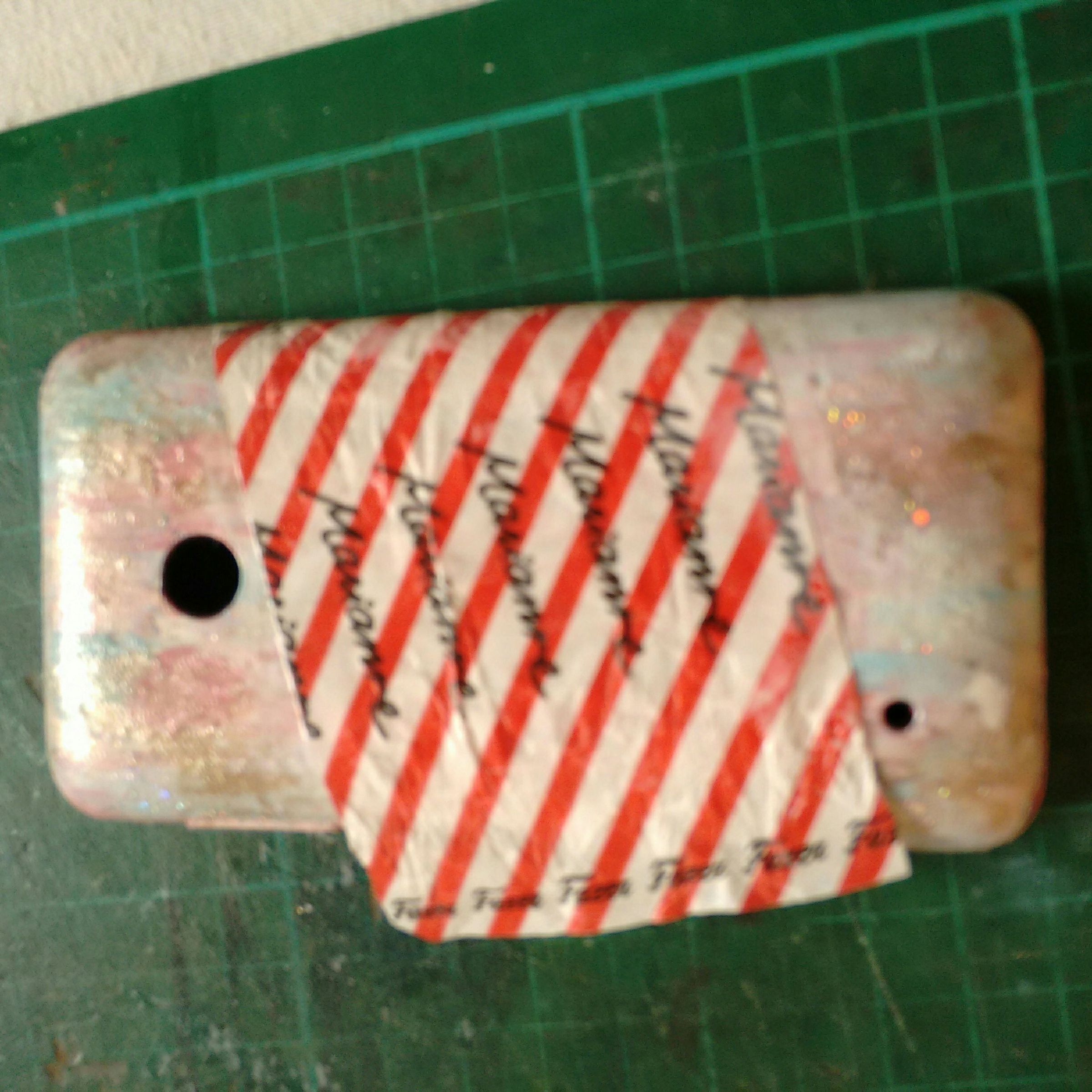 Sweet Wrapper Phone Case : 5 Steps - Instructables
