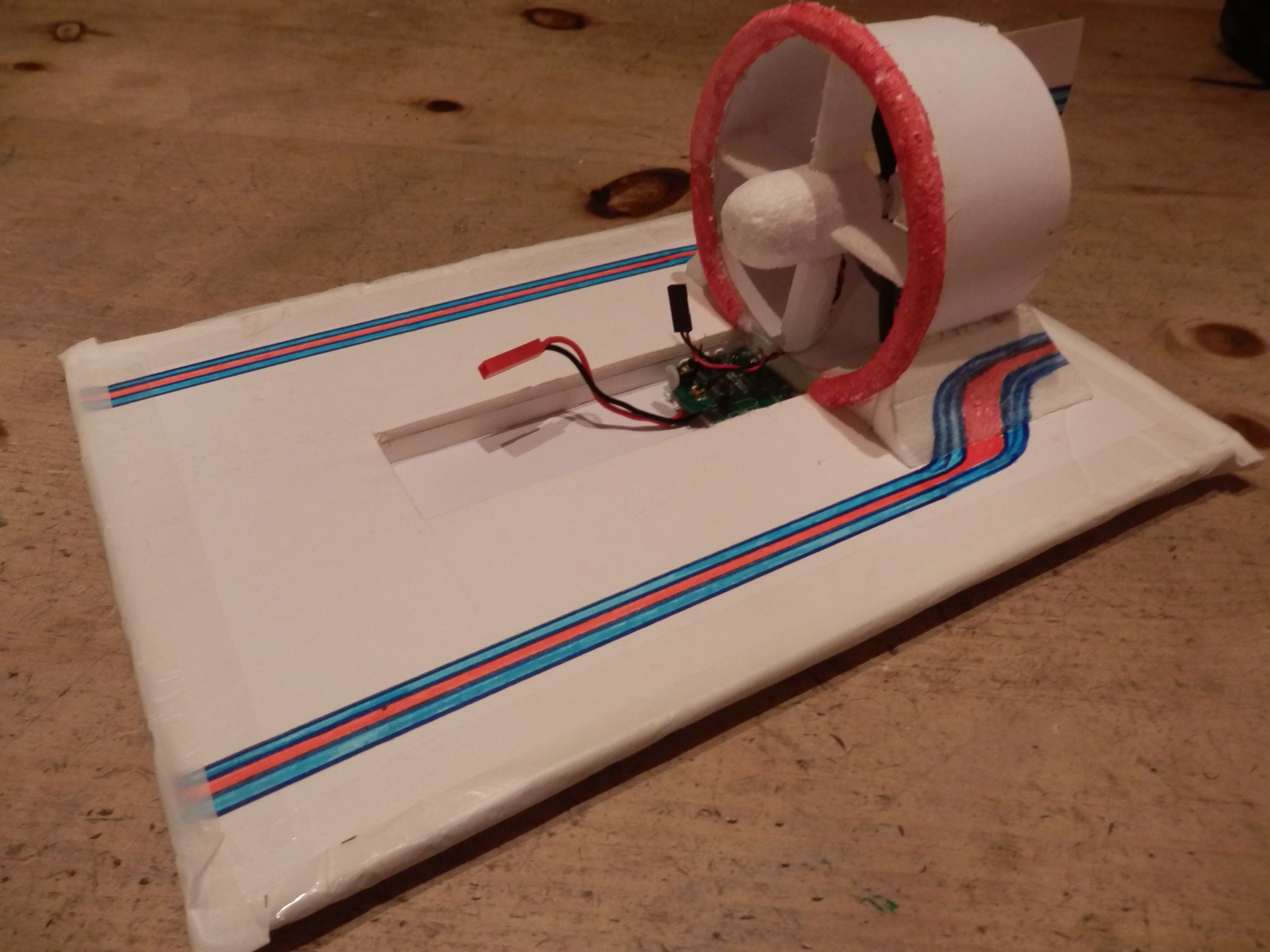 R/c Racing Hovercraft, 2 Channel : 7 Steps - Instructables