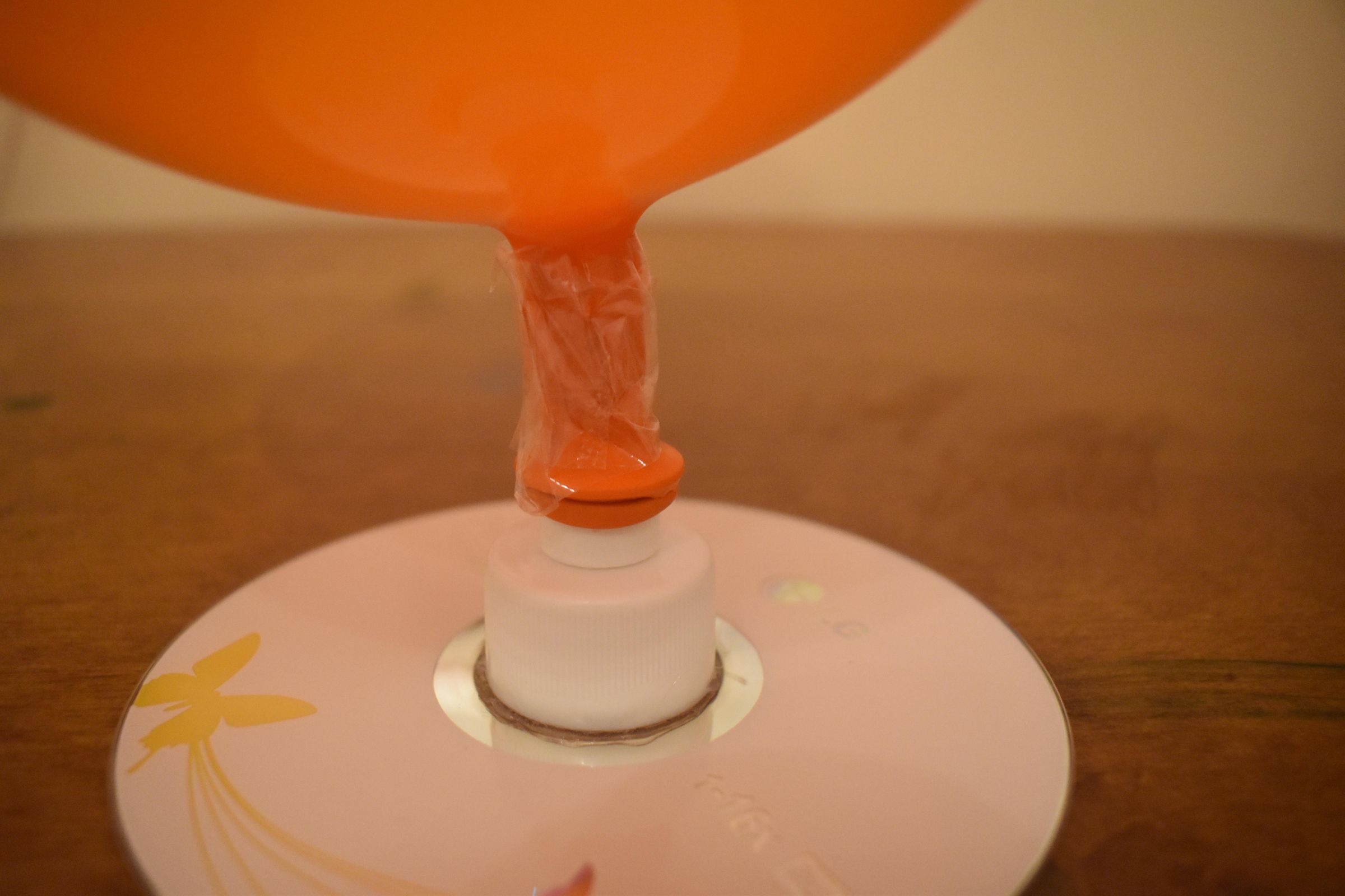 Hovercraft Made With 4 Materials ! : 5 Steps (with Pictures ...