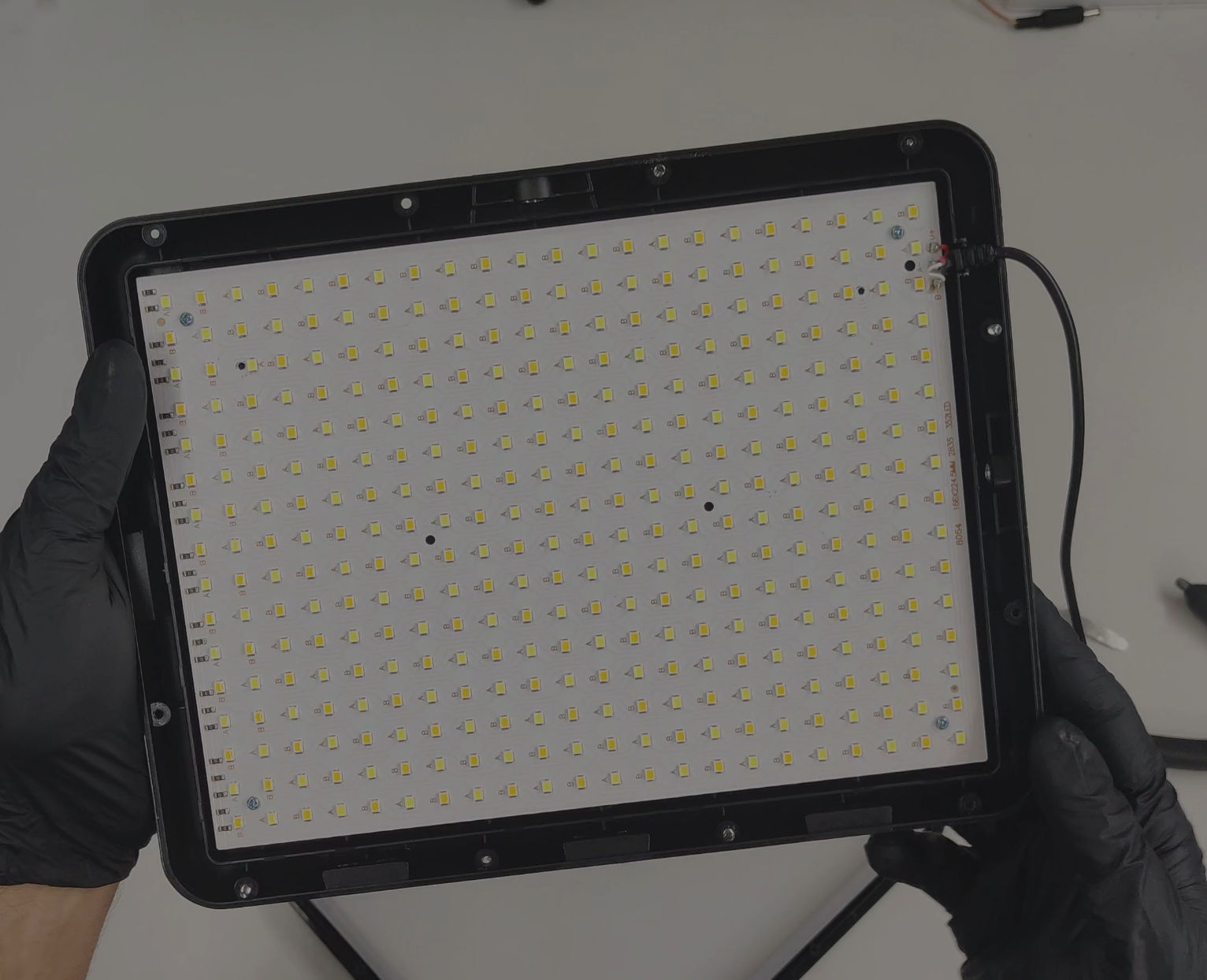 DIY Smart Studio LED Panel With ESP32 and Home Assistant Control (PWM ...