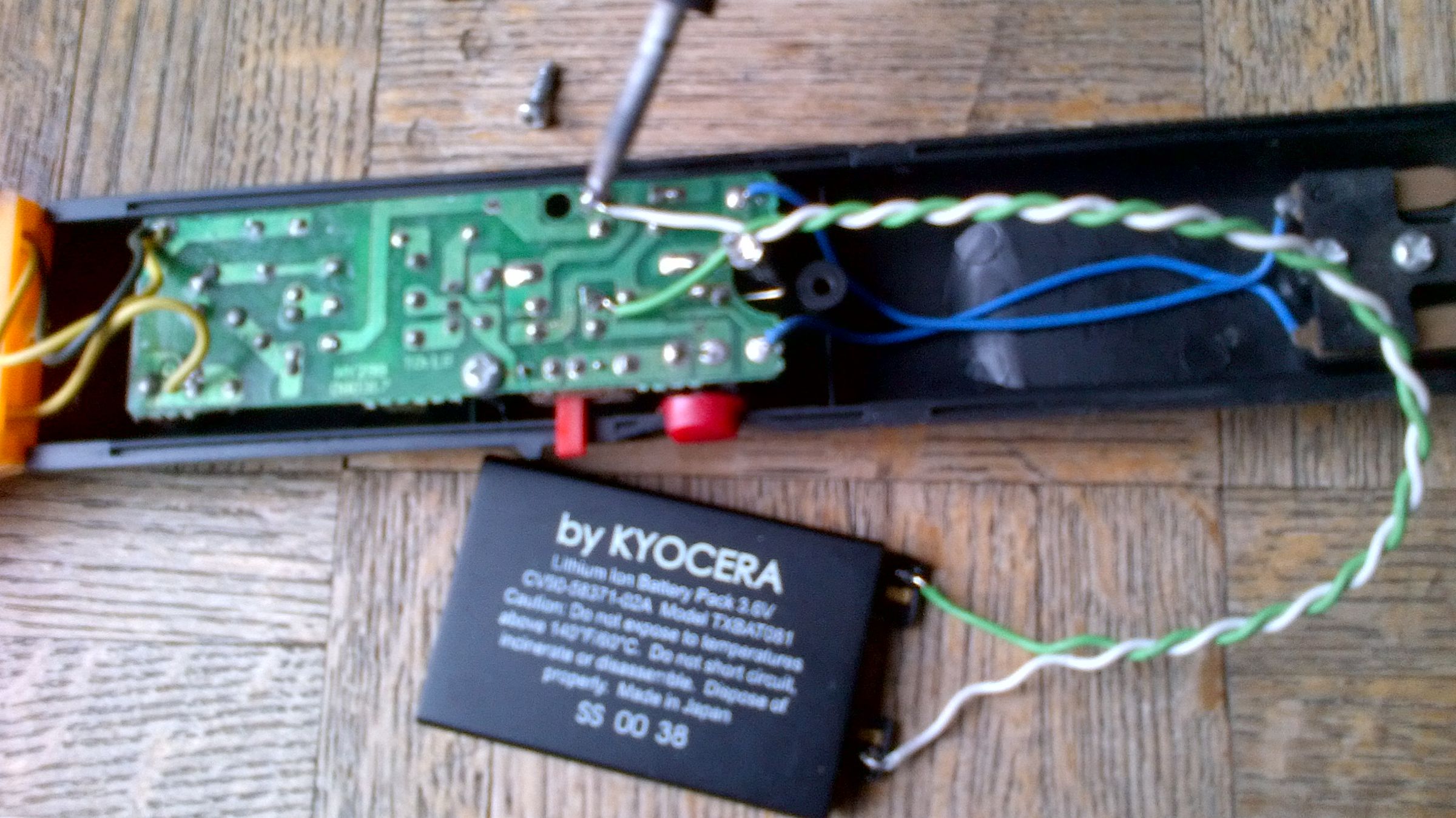 Bug Zapper Battery Replacement : 7 Steps - Instructables