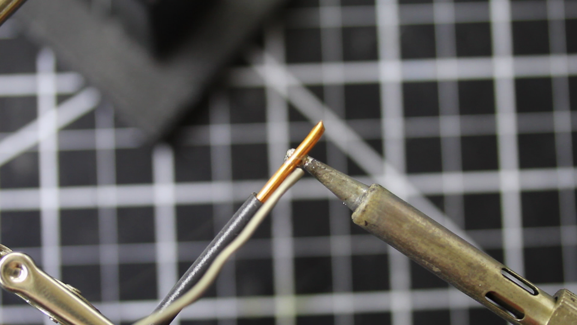 Using Solder | Soldering Basics : 8 Steps (with Pictures) - Instructables