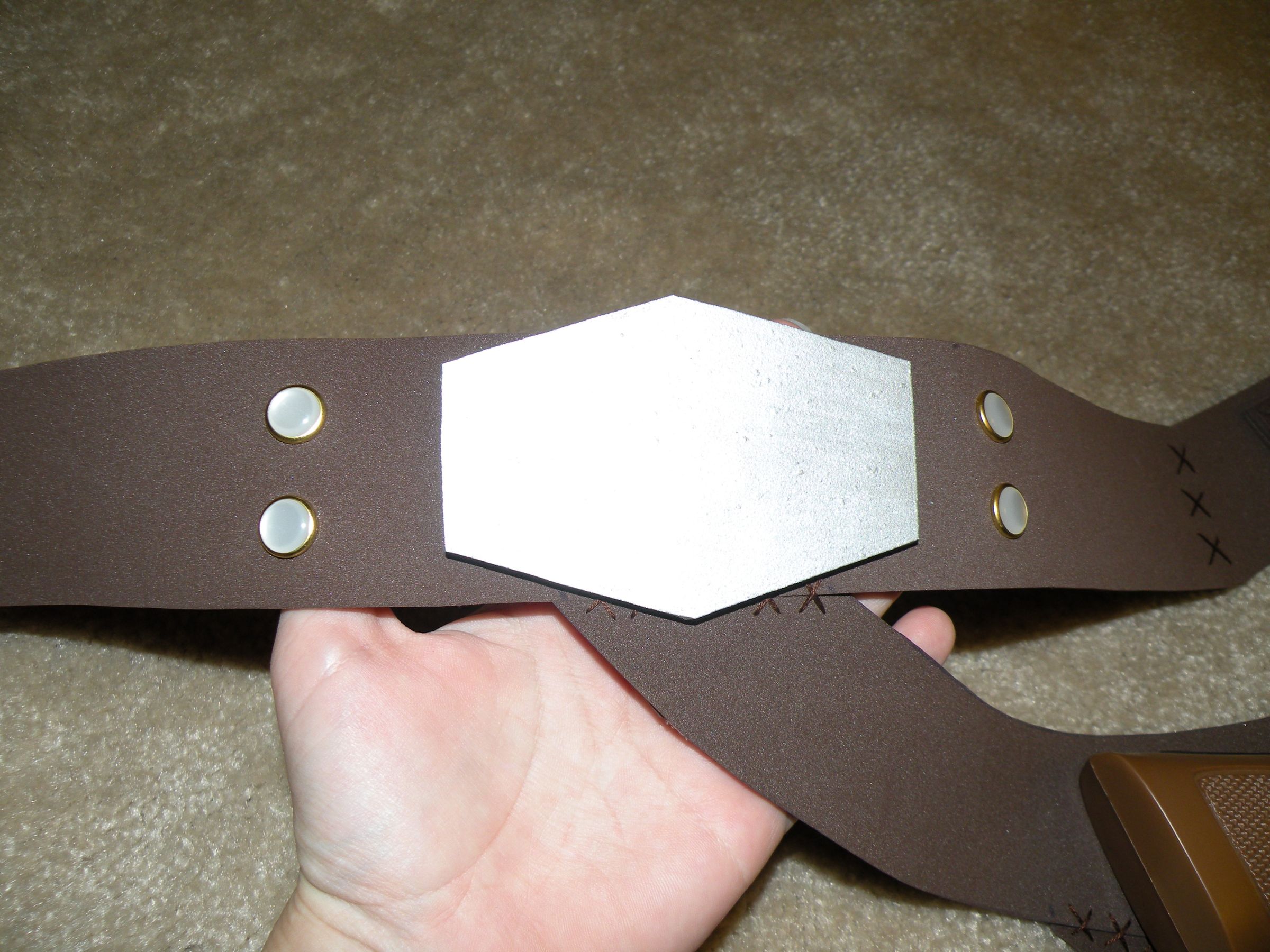 Star Wars Han Solo Belt Gun Holster : 7 Steps (with Pictures ...