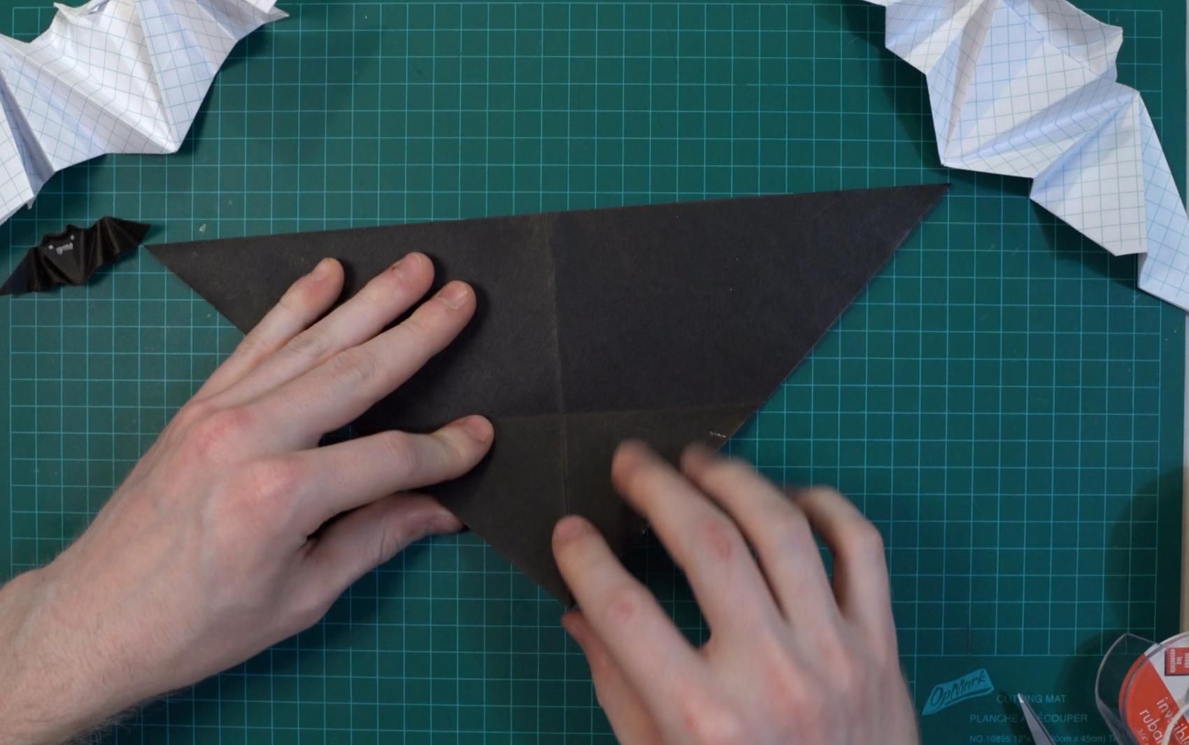 How to Make a Origami Bats : 7 Steps (with Pictures) - Instructables