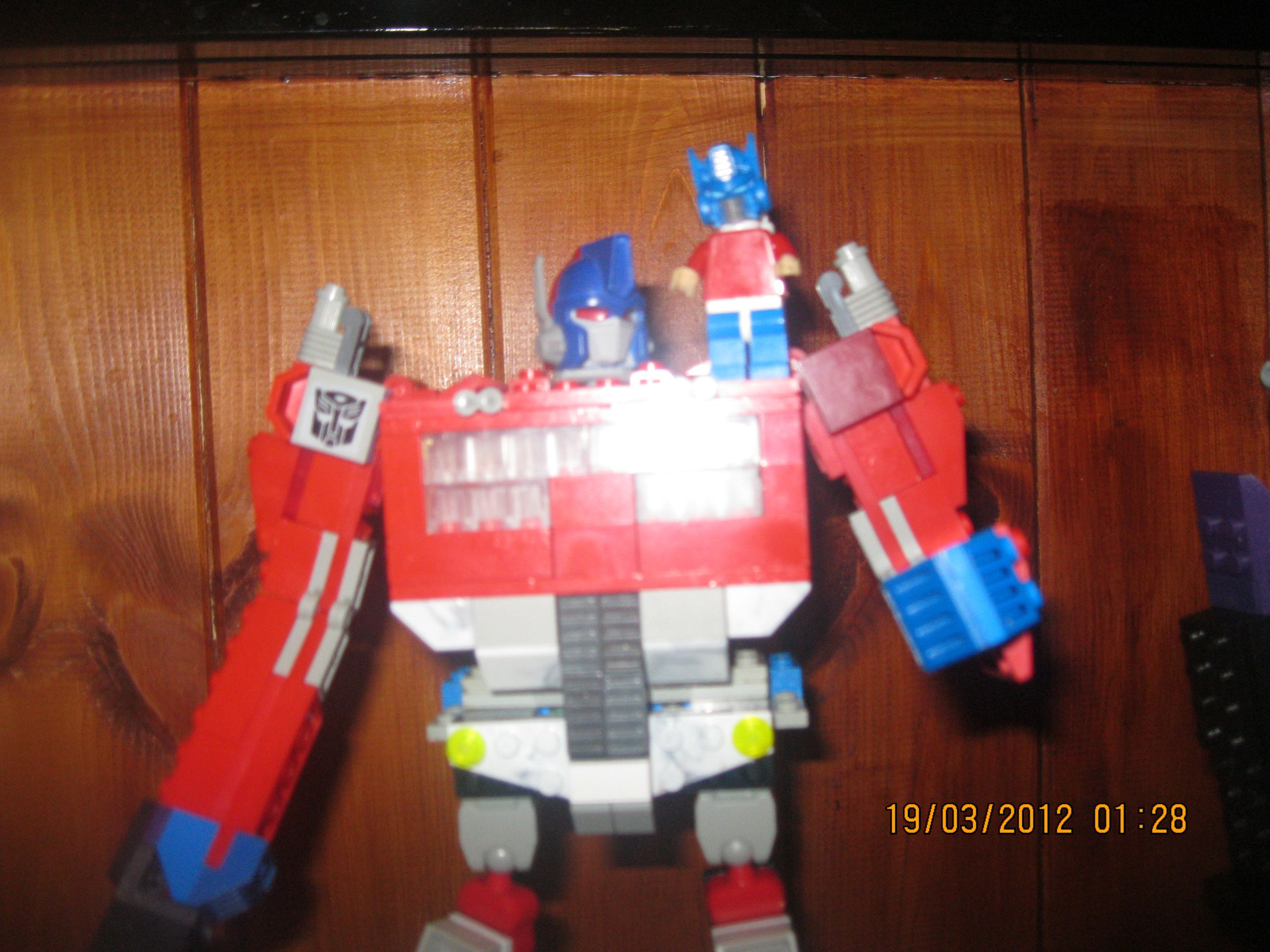 Lego Transformers / Optimus Prime - Instructables