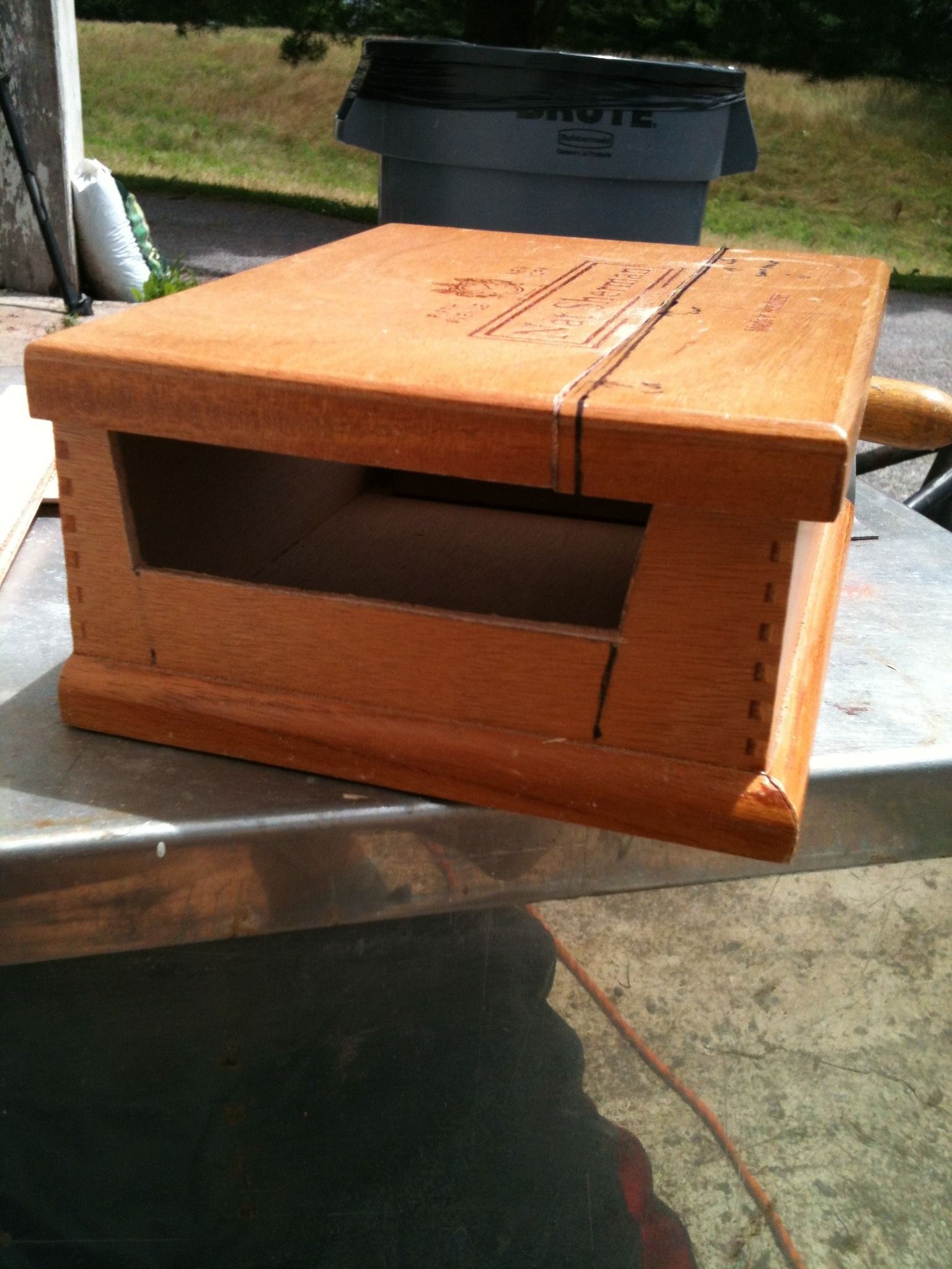 Cigar Box Mandolin Stand : 13 Steps - Instructables